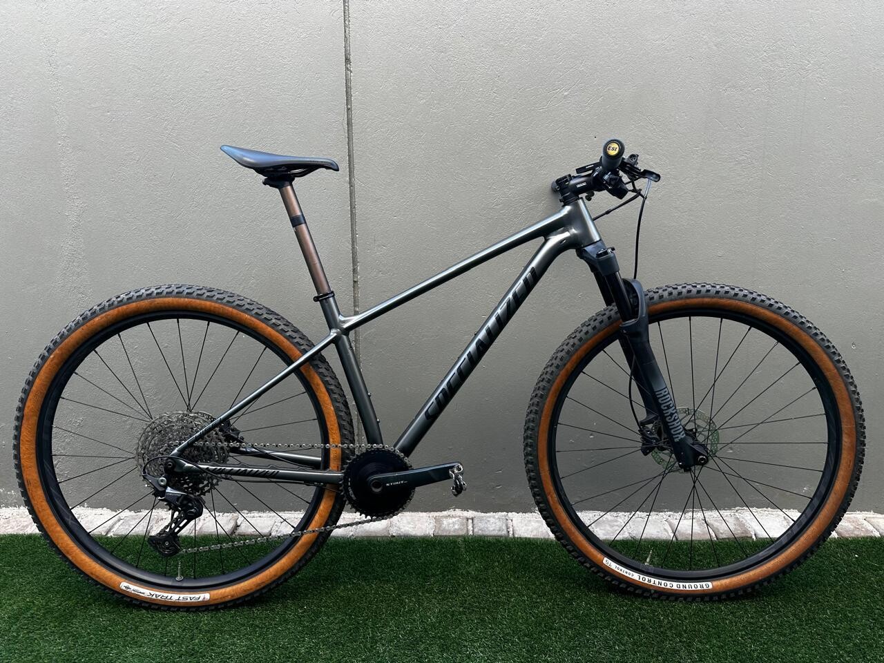 Specialized Chisel (M) 2023 | Hardtail Mountain Bikes | Bike Hub