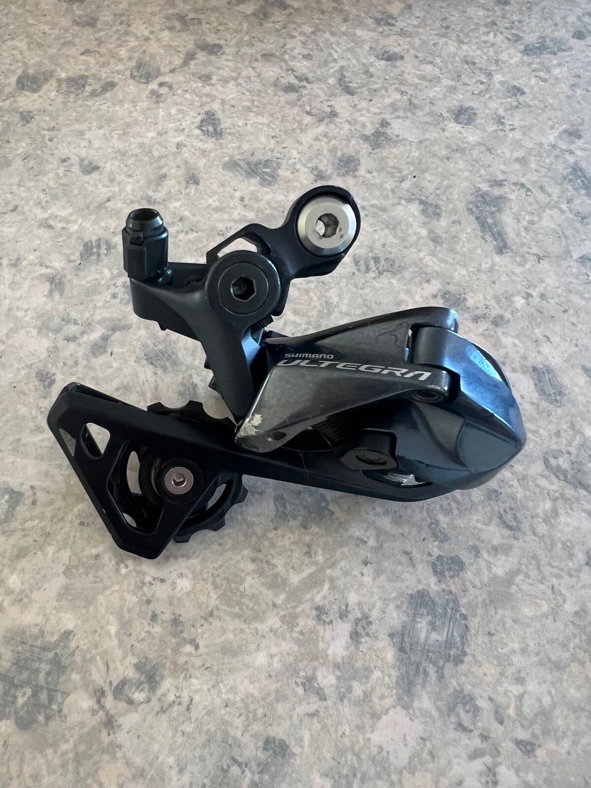 Shimano Ultegra RD-R8000 Rear Derailleur | Rear Derailleurs | Bike Hub