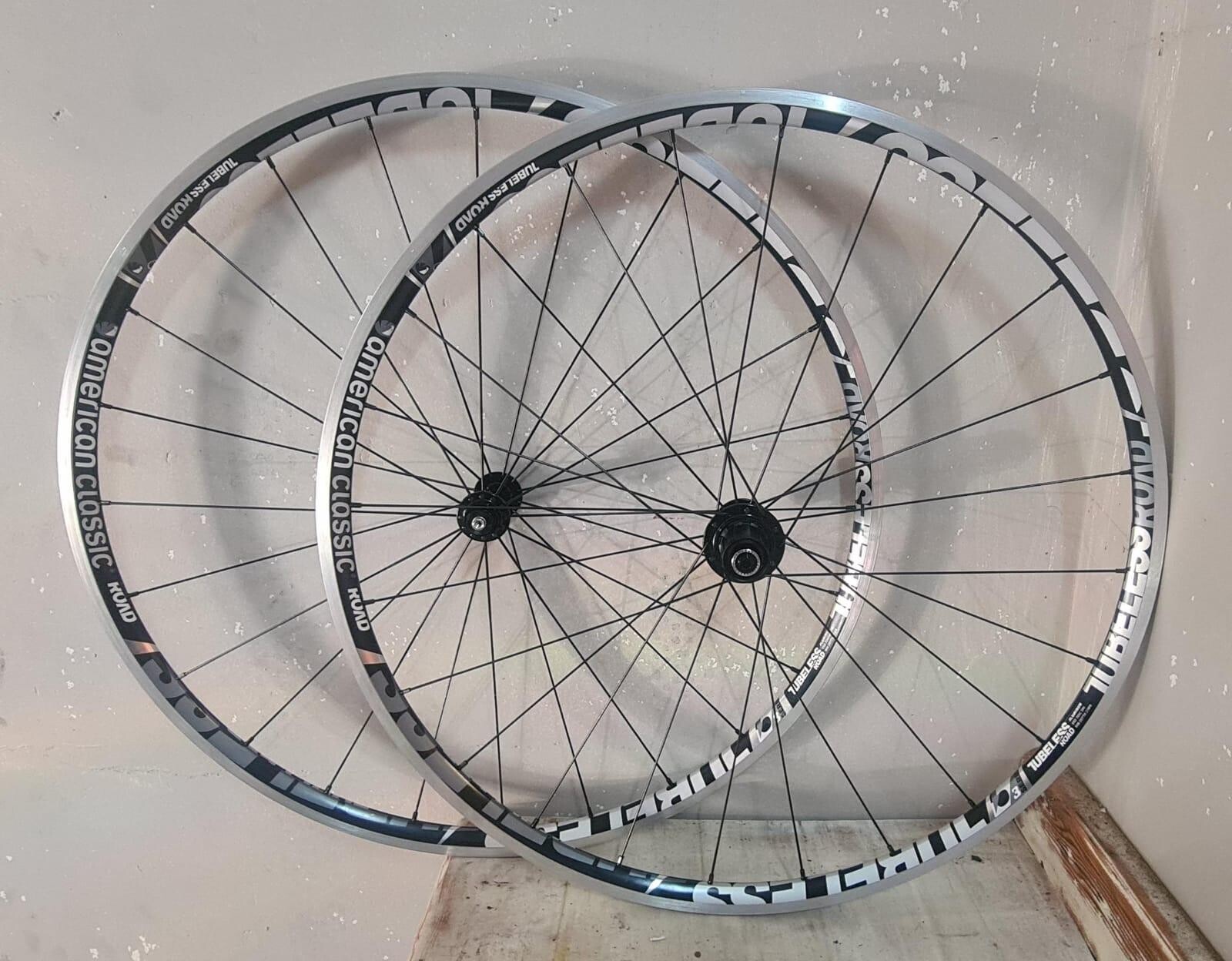 American Classic Rims, Sealed Bearing Uhubs 1320g | Road Bike Wheels ...
