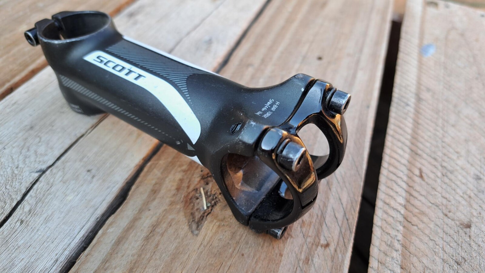 Scott Blk/wht decals 100mm | Stems | Bike Hub