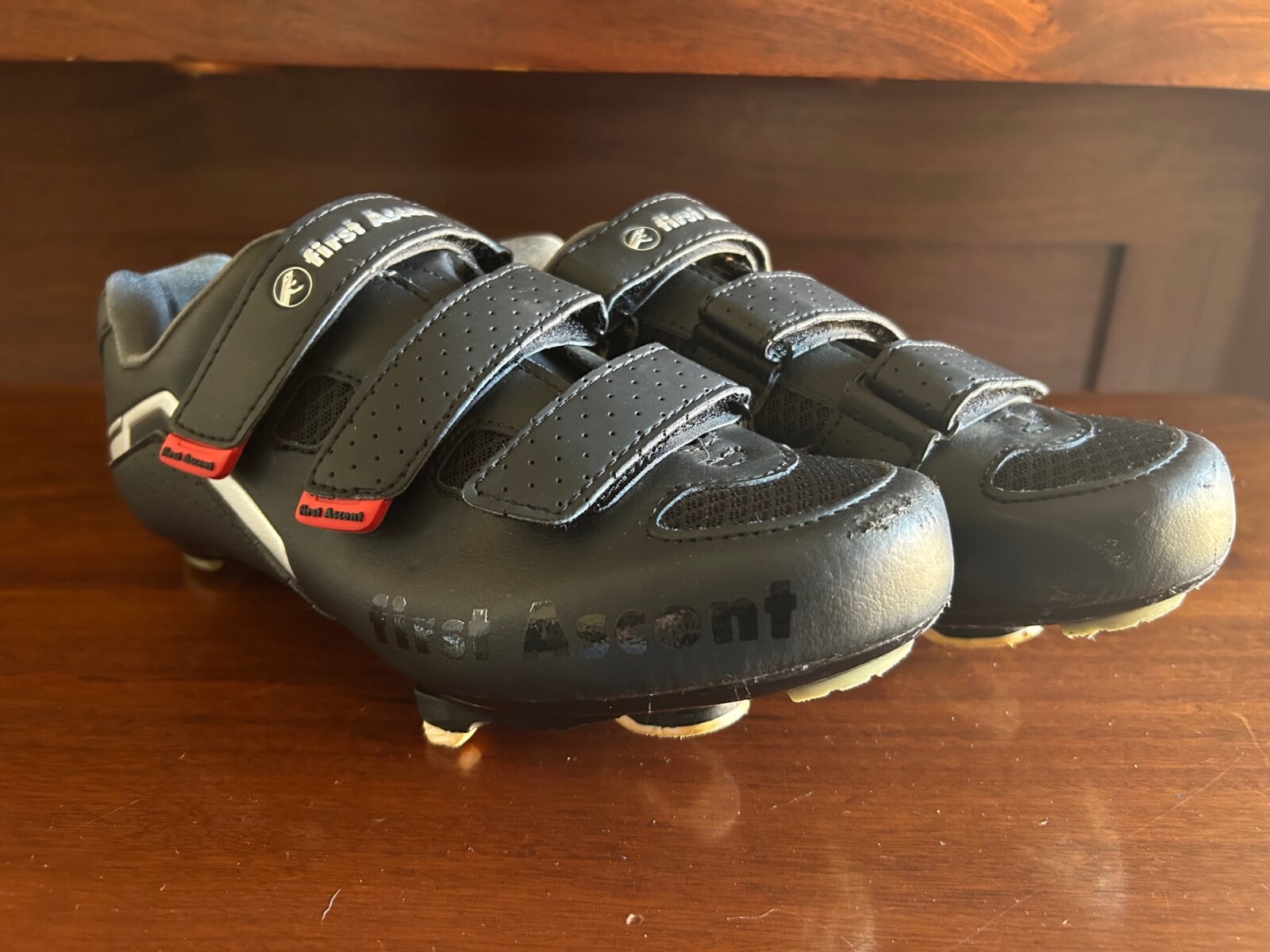 First Ascent Road Cleats (7) | Shoes | Bike Hub