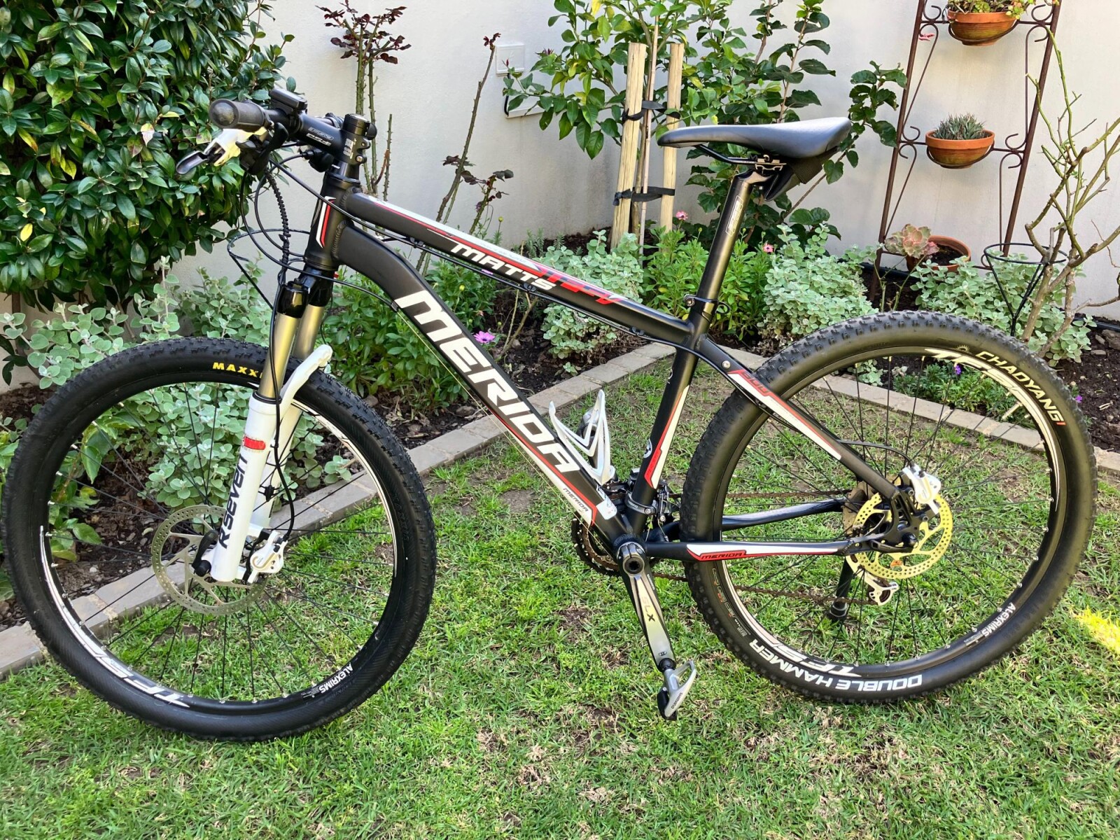 Merida Matts TFS Racelite XC 800 | Hardtail Mountain Bikes | Bike Hub