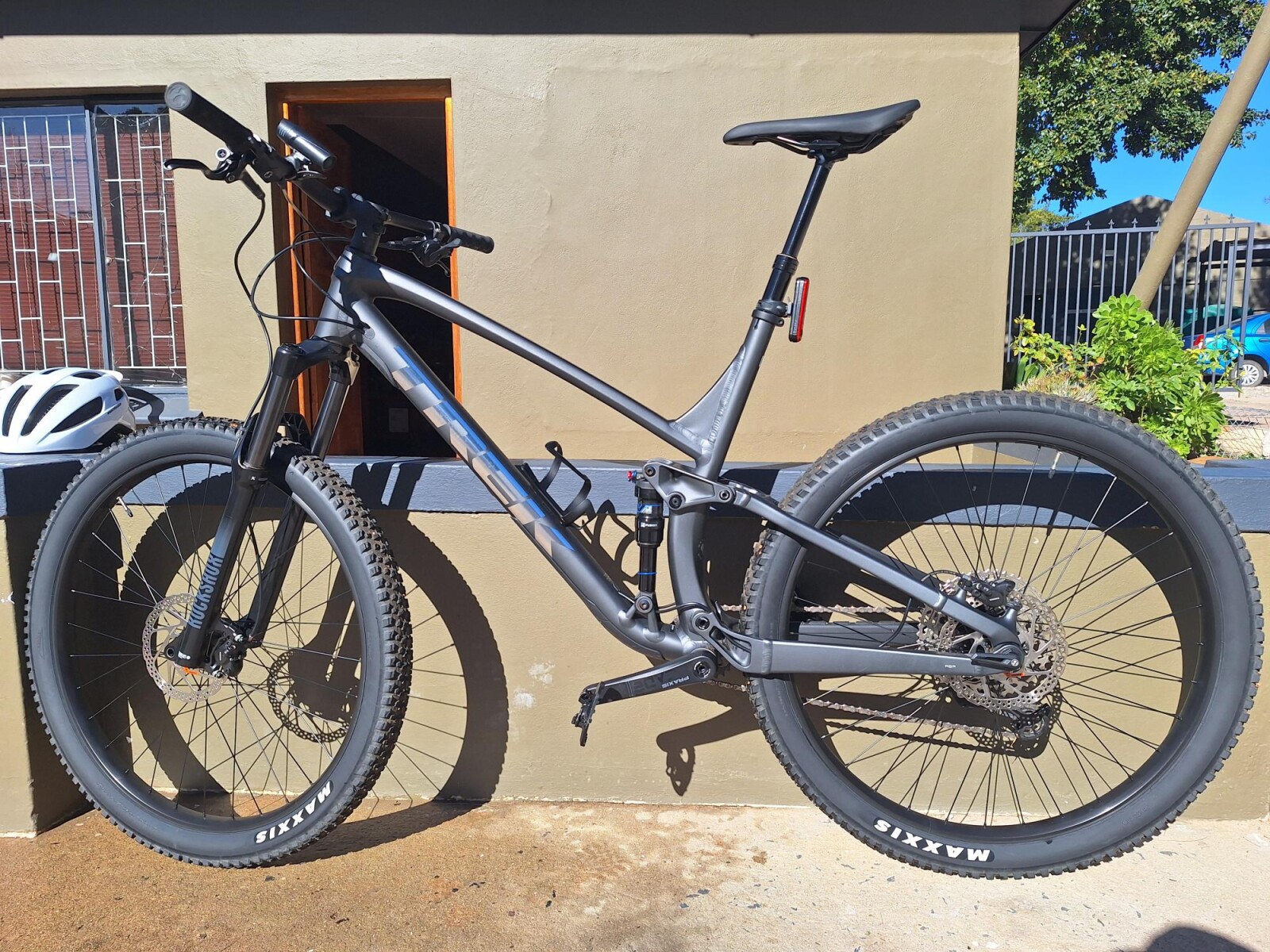 Trek Fuel ex 5 gen 5 | Dual Suspension Mountain Bikes | Bike Hub