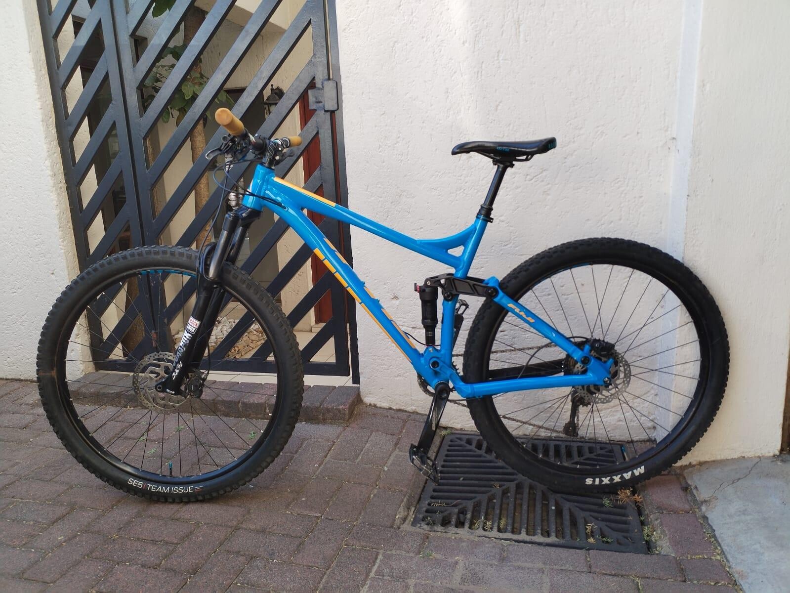 Fuji Outlander one 1 | Dual Suspension Mountain Bikes | Bike Hub