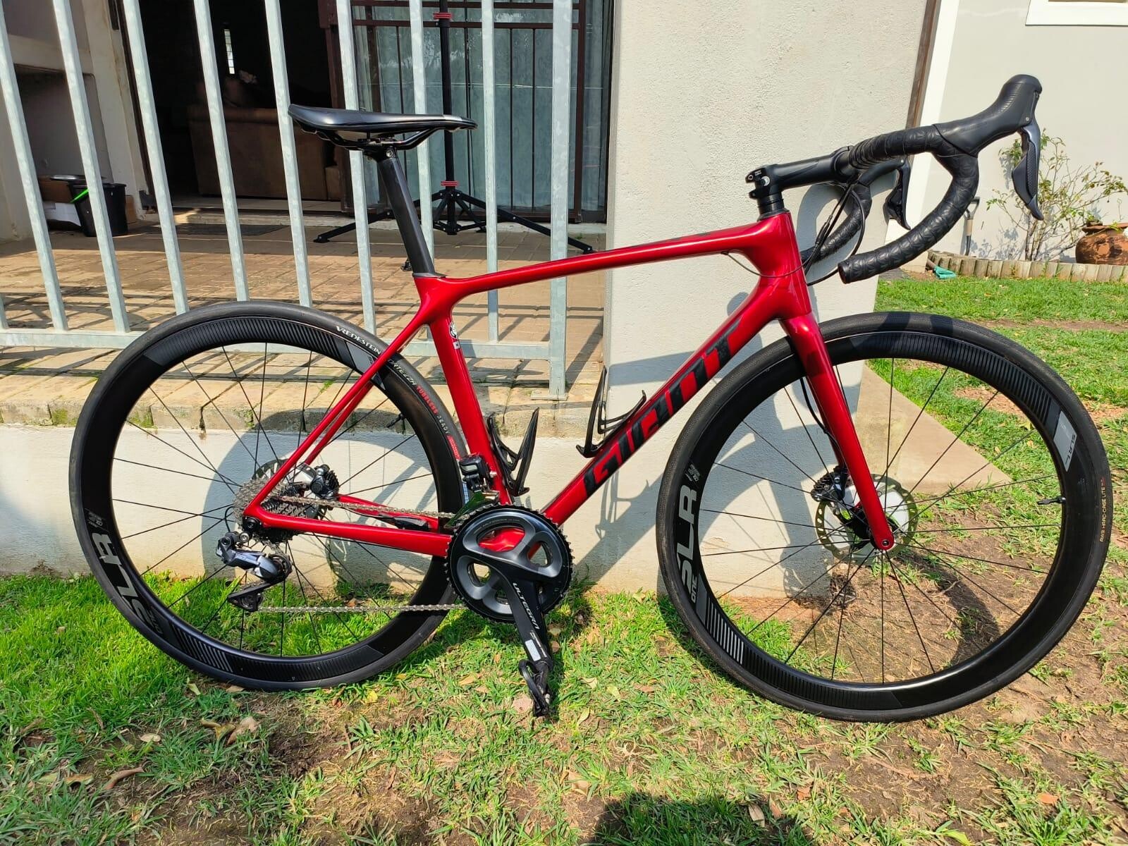 Giant TCR Advanced Pro 1 Disc (POWER METER) | Road Bikes | Bike Hub