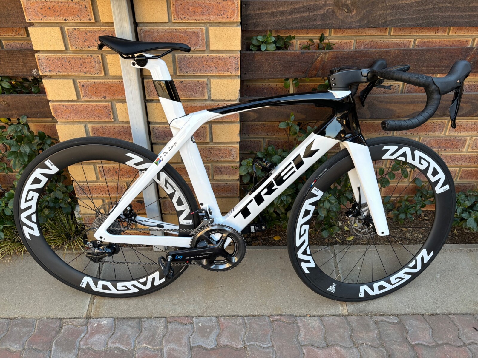 Trek Madone | Road Bikes | Bike Hub