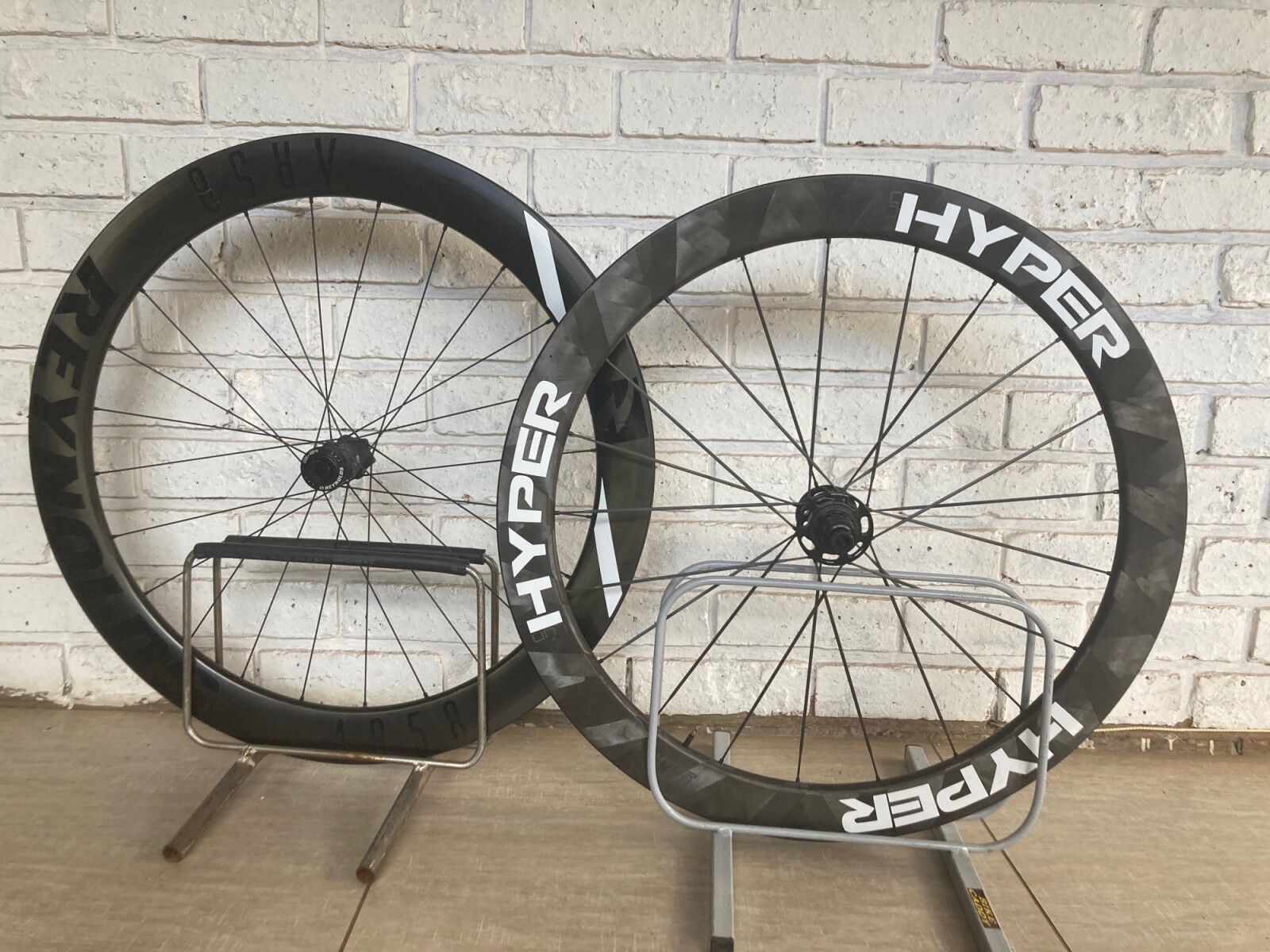 Hyper Rear + Reynolds front wheelset | Road Bike Wheels | Bike Hub