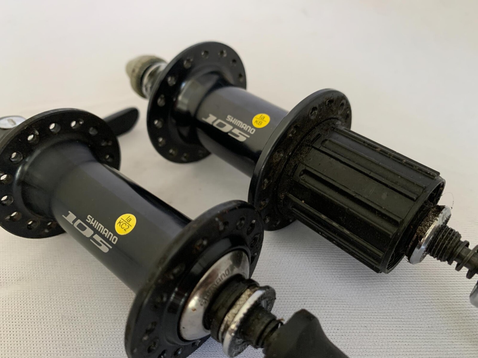 105 Hubs - Front and Rear 32Hole Black | Road Bike Hubs | Bike Hub