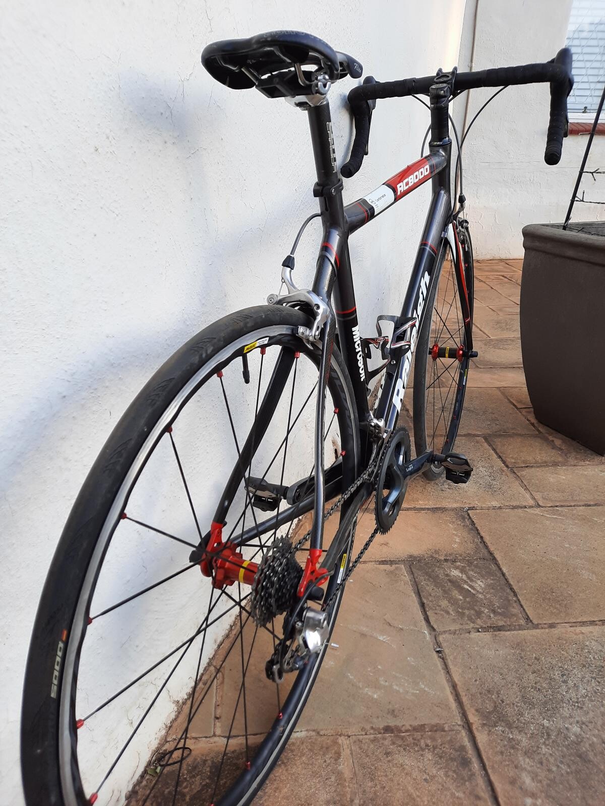 Raleigh RC8000 Medium | Road Bikes | Bike Hub