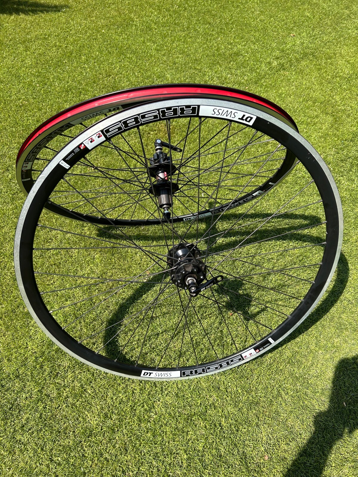 DT SWISS RR 585 | Road Bike Rims | Bike Hub