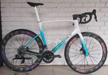 Winspace Agile XL *HYPER MEGAS* 12spd AXS* | Road Bikes | Bike Hub