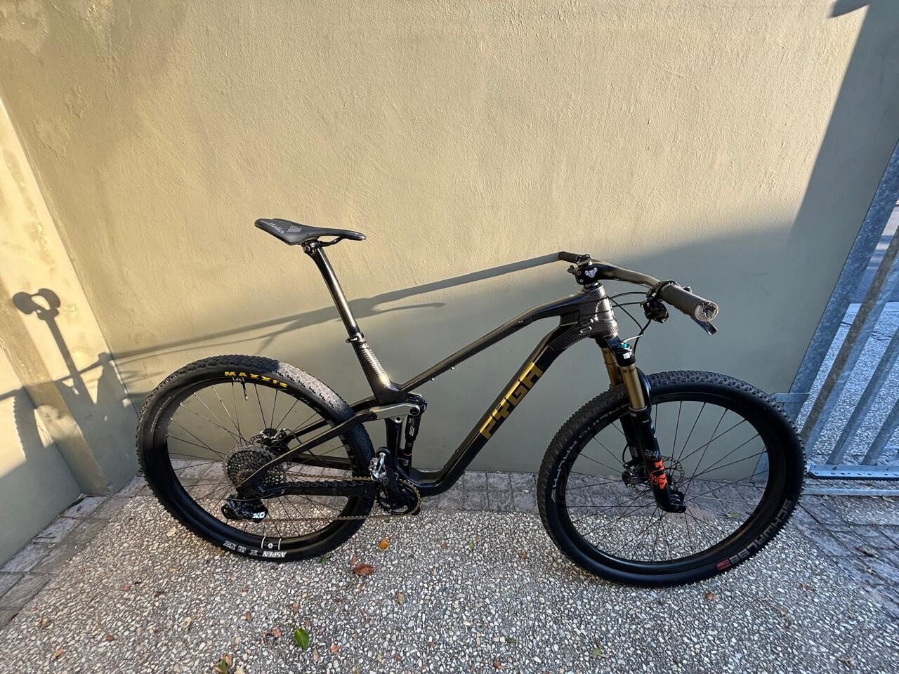 PYGA Mobu Carbon 2023 | Dual Suspension Mountain Bikes | Bike Hub