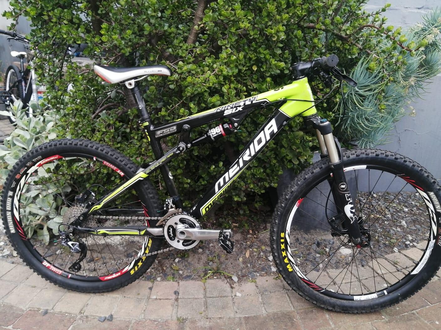 Merida NinetySix Team edition | Dual Suspension Mountain Bikes | Bike Hub