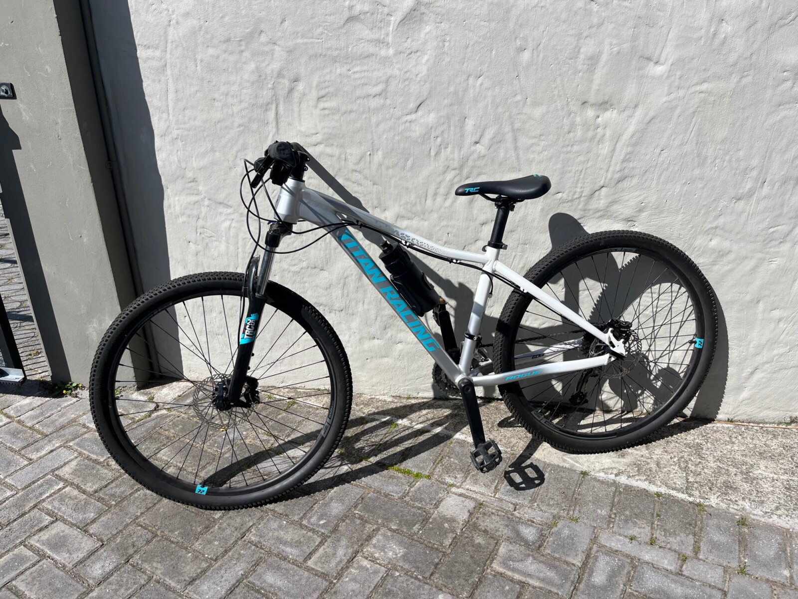 TITAN RACING, ROGUE CALYPSO ALPINE 27.5" | Hardtail Mountain Bikes ...