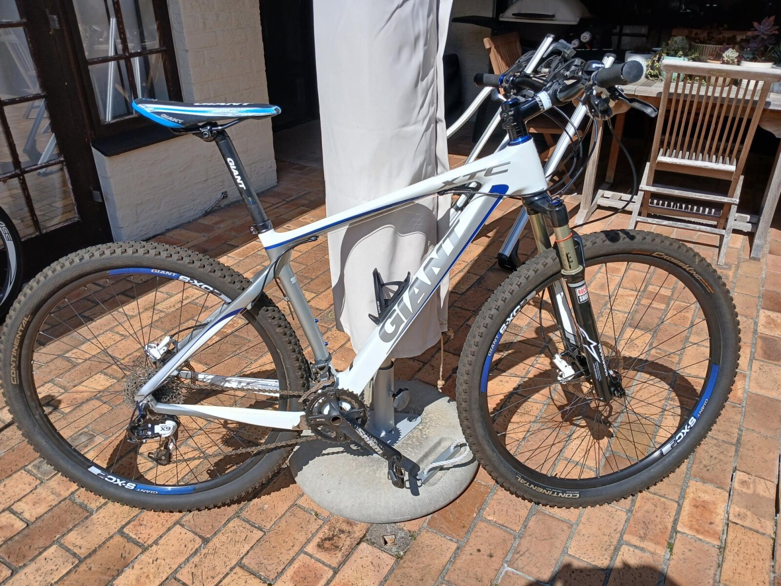 Giant XTC Composite 29er | Hardtail Mountain Bikes | Bike Hub