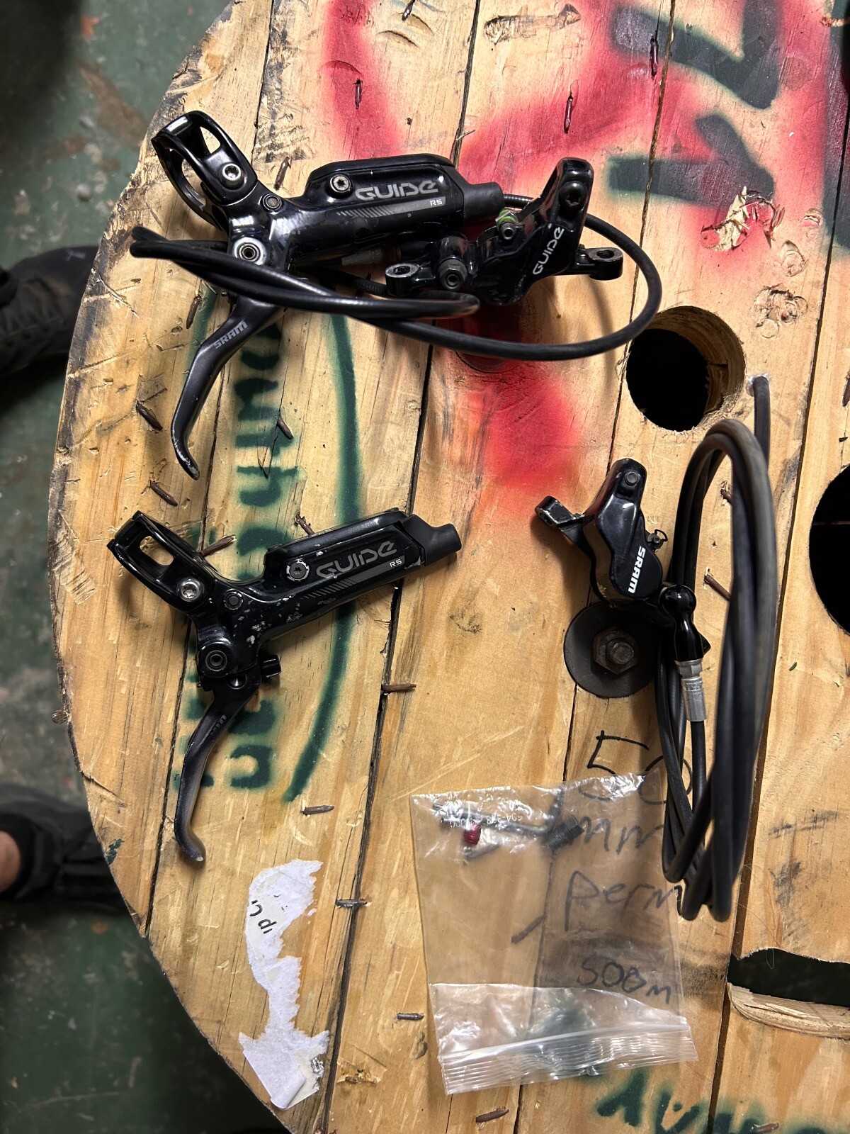 Sram Guide RS | Mountain Bike Brakes | Bike Hub