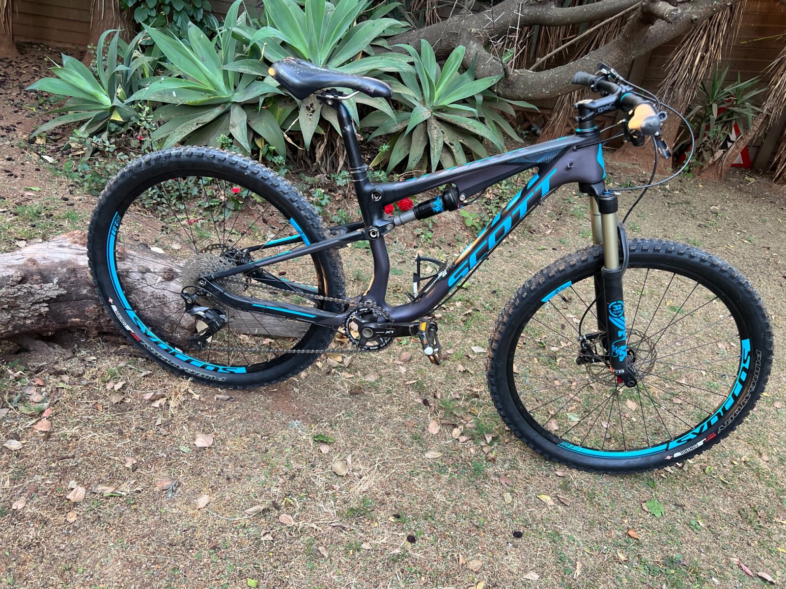 Scott RC 700 Contessa (S) | Dual Suspension Mountain Bikes | Bike Hub