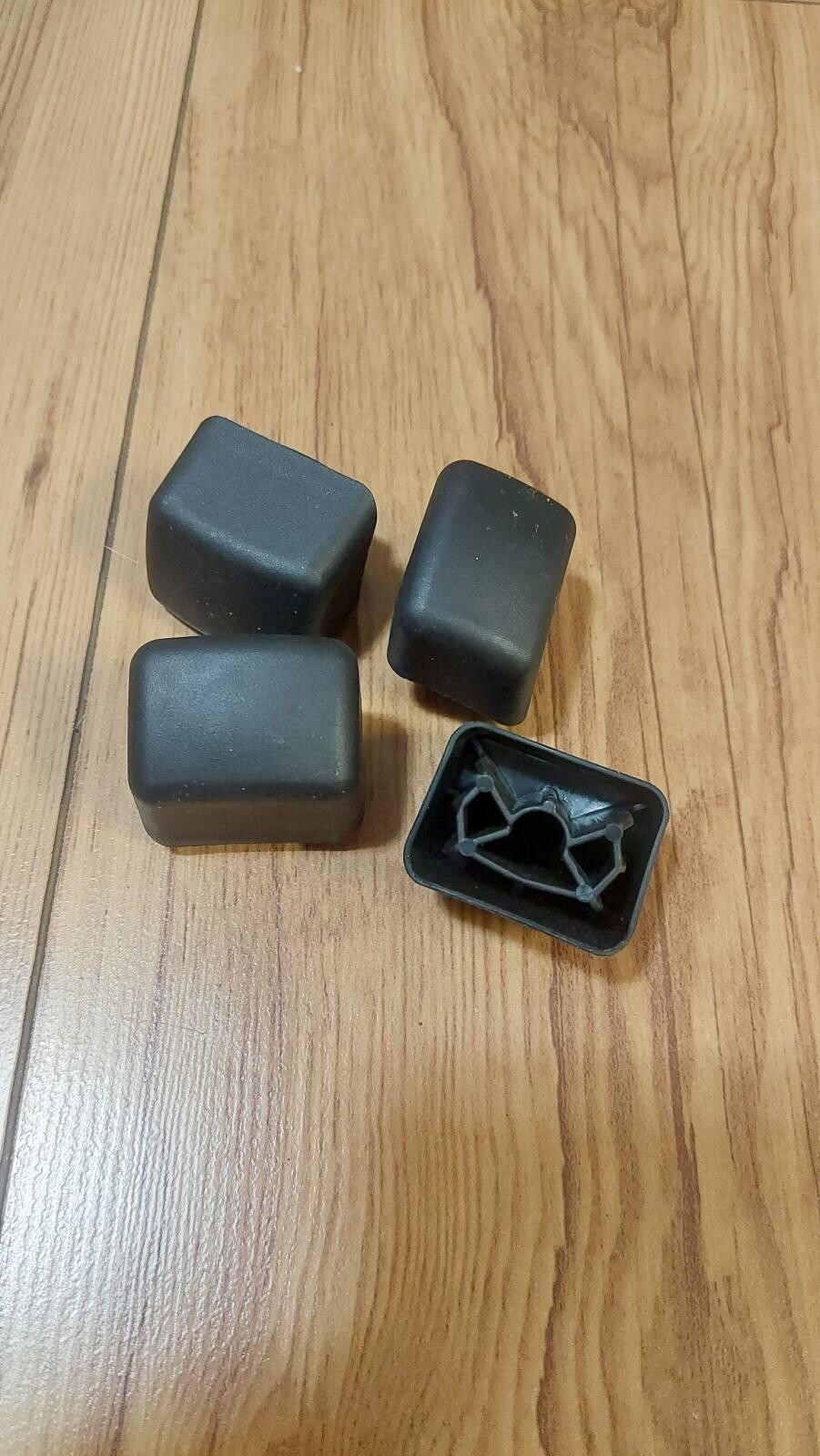 Thule Square Rail End Caps | Bike Racks | Bike Hub