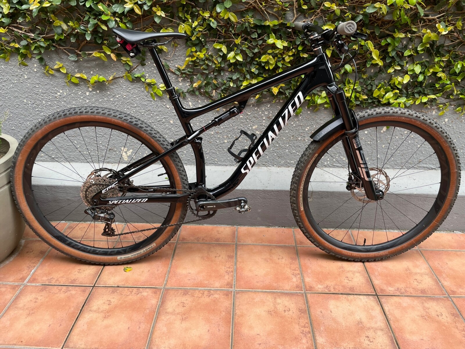 Specialized Epic Carbon & 120mm SID Ultimate | Dual Suspension Mountain ...