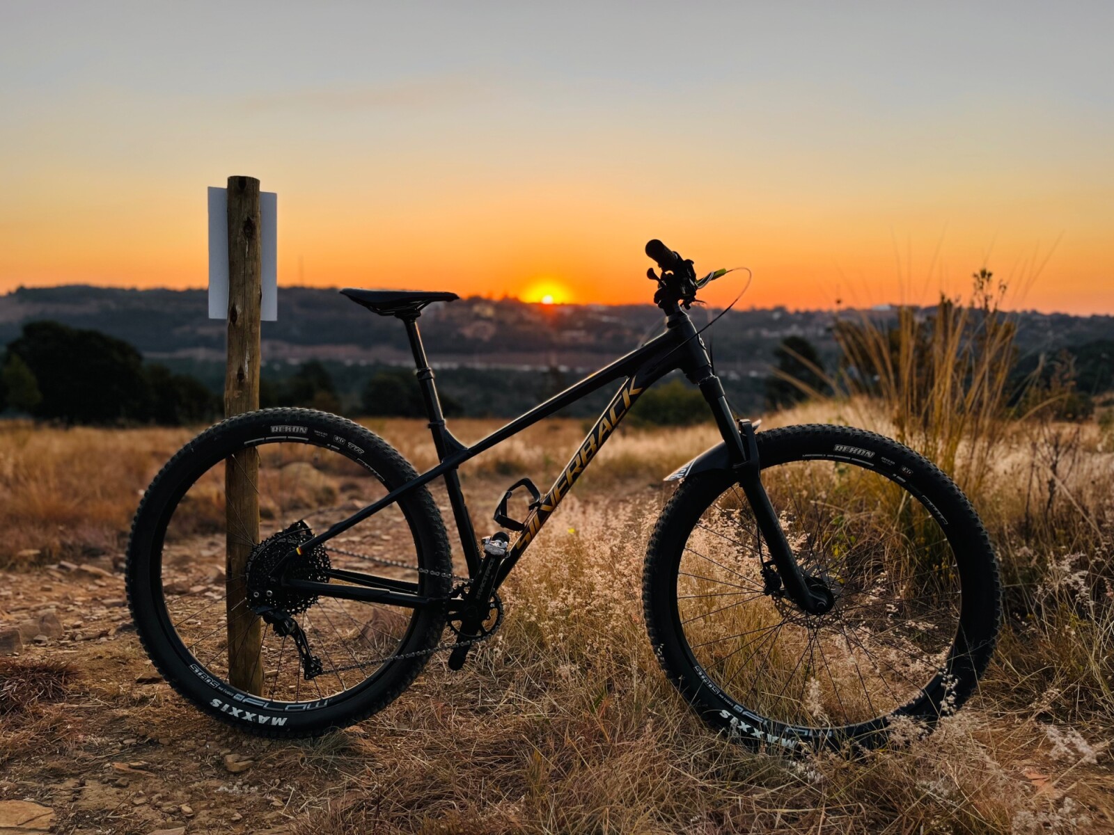 Silverback Slade | Hardtail Mountain Bikes | Bike Hub