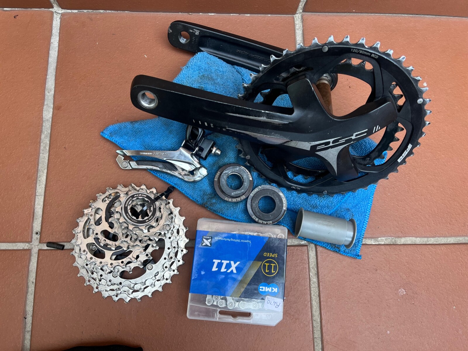 Gravel groupset parts - Compact - | Complete Groupsets | Bike Hub