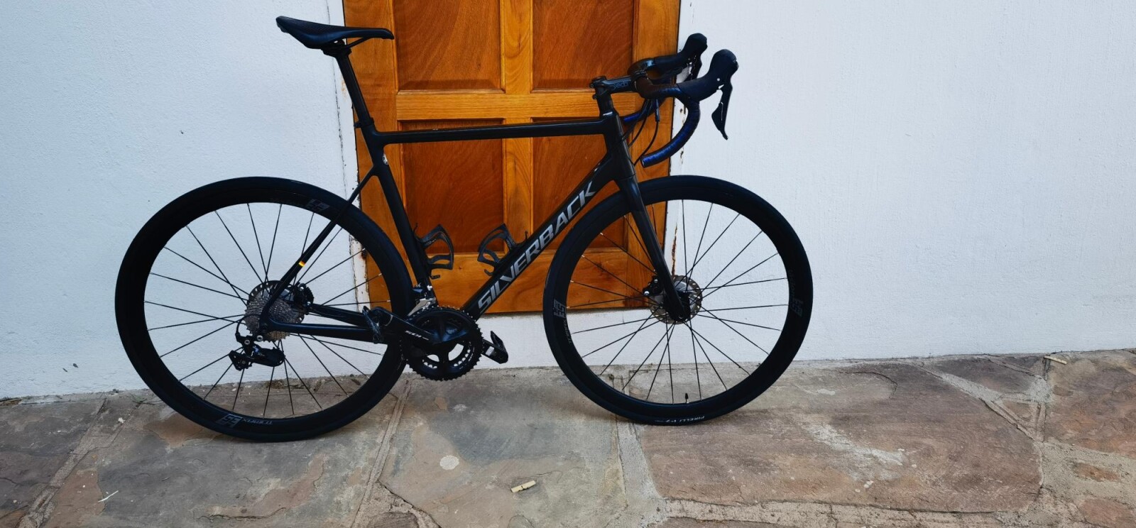 Silverback Sirelli Disc | Road Bikes | Bike Hub