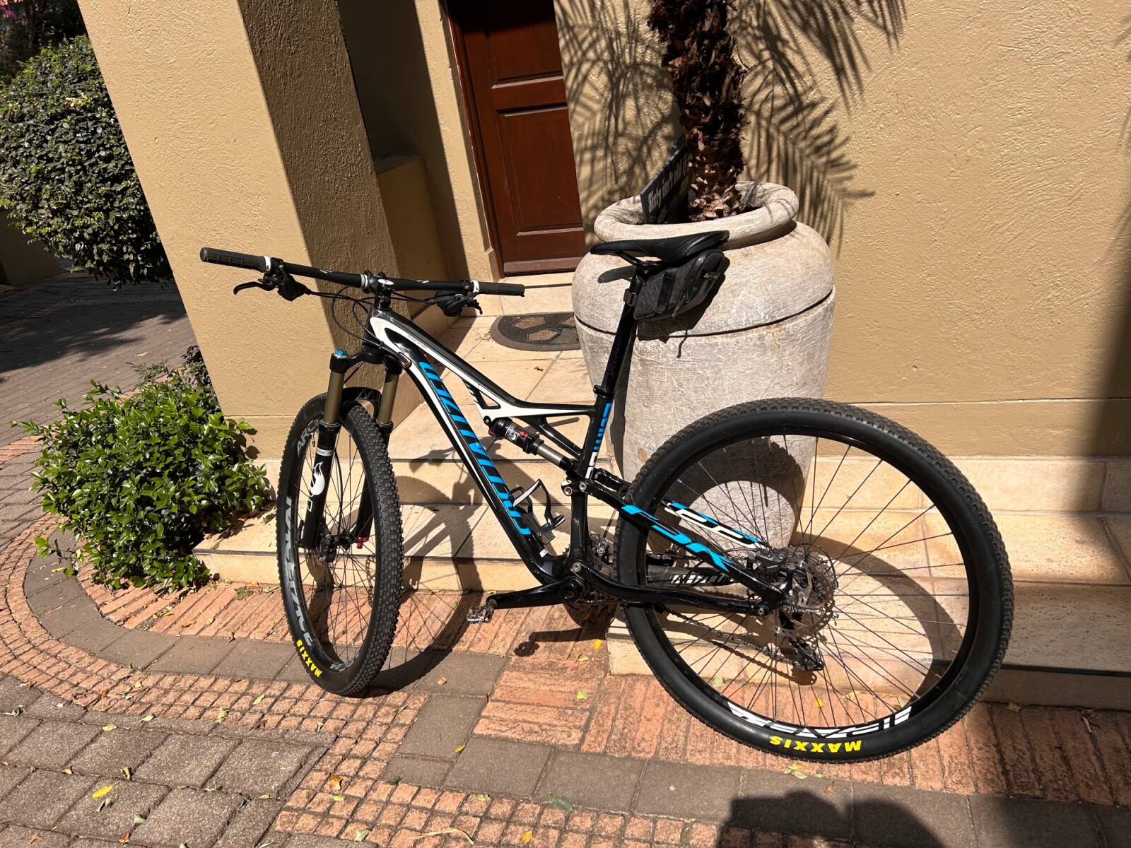 Specialized Camber Comp | Dual Suspension Mountain Bikes | Bike Hub