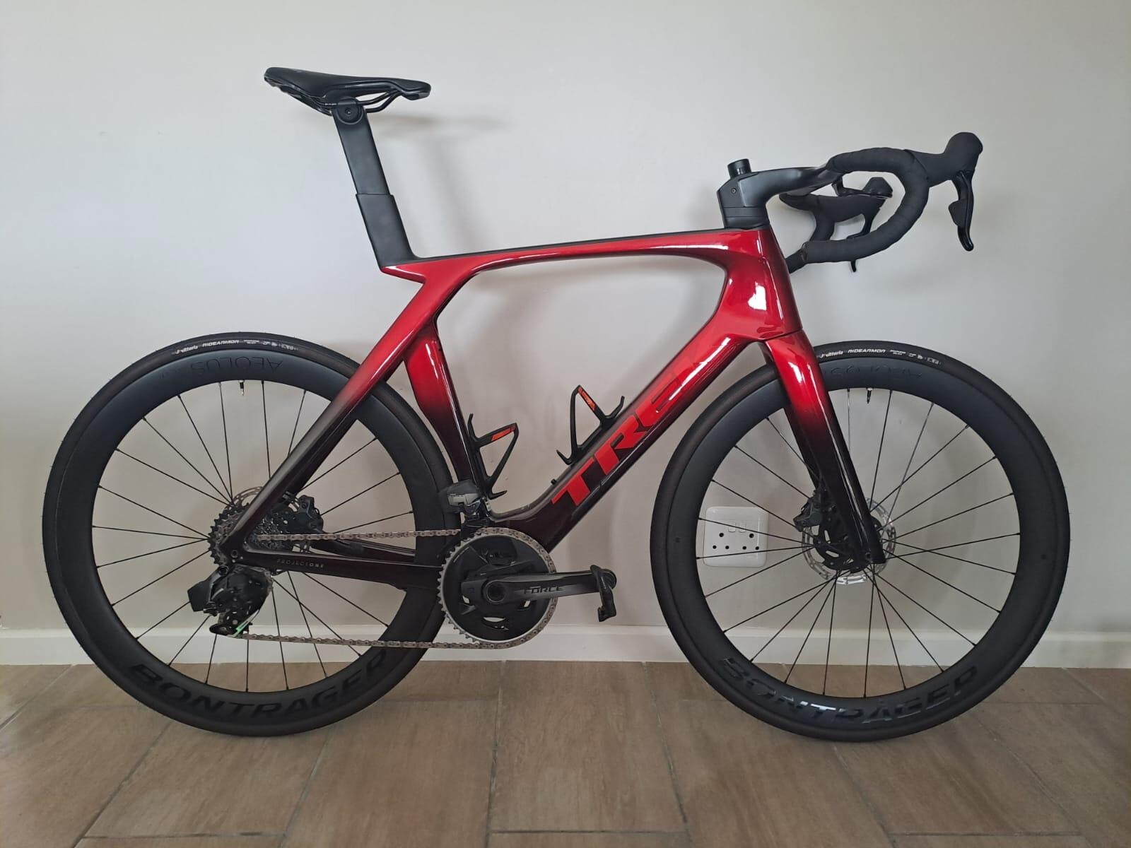 2023 Trek Madone SLR7 Gen7 AXS | Road Bikes | Bike Hub