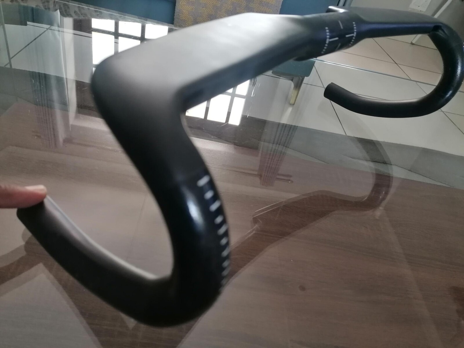 Carbon Aero Handlebars. 420mm. | Handlebars | Bike Hub