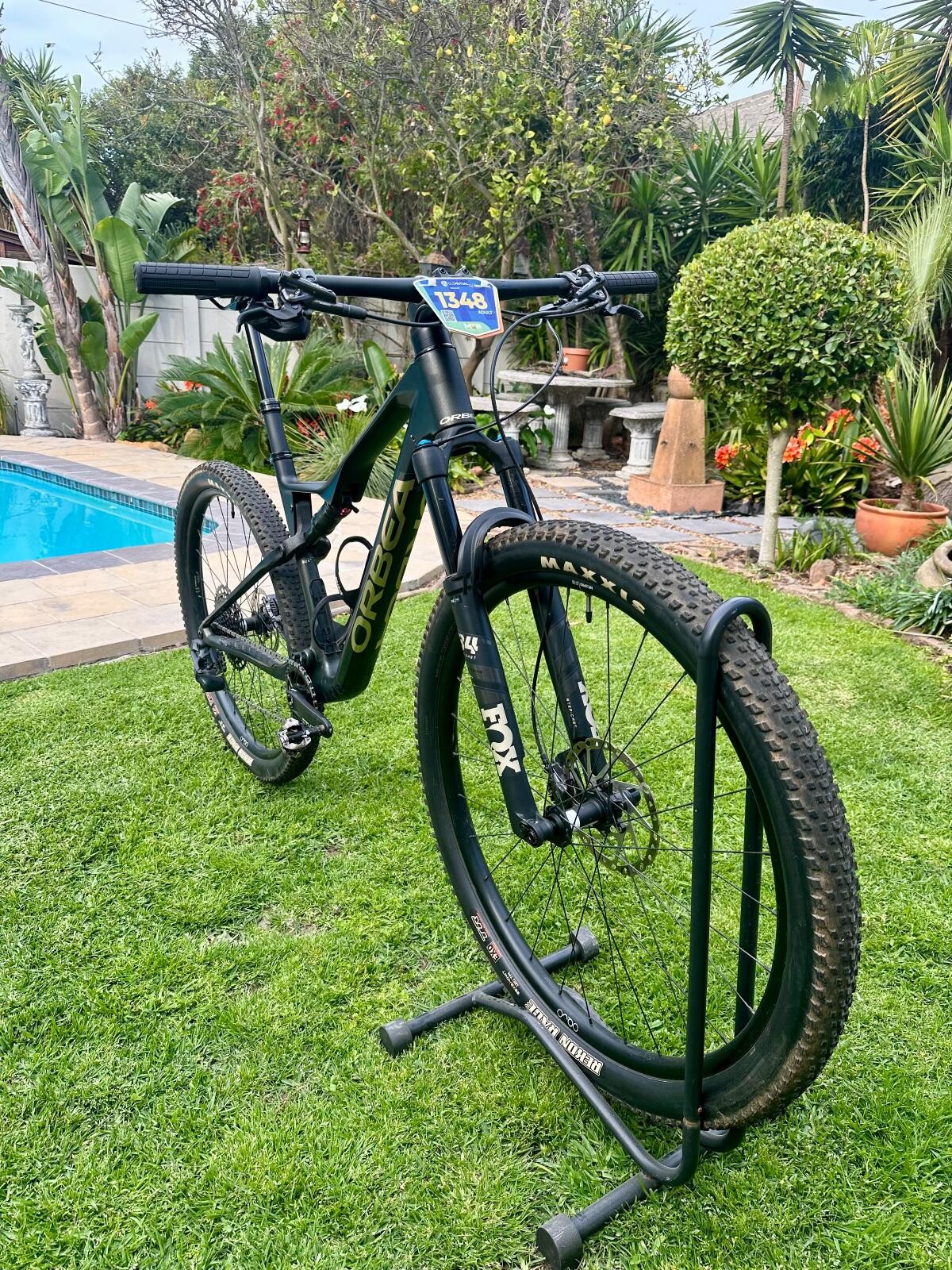 ORBEA OIZ M11 AXS L | Dual Suspension Mountain Bikes | Bike Hub