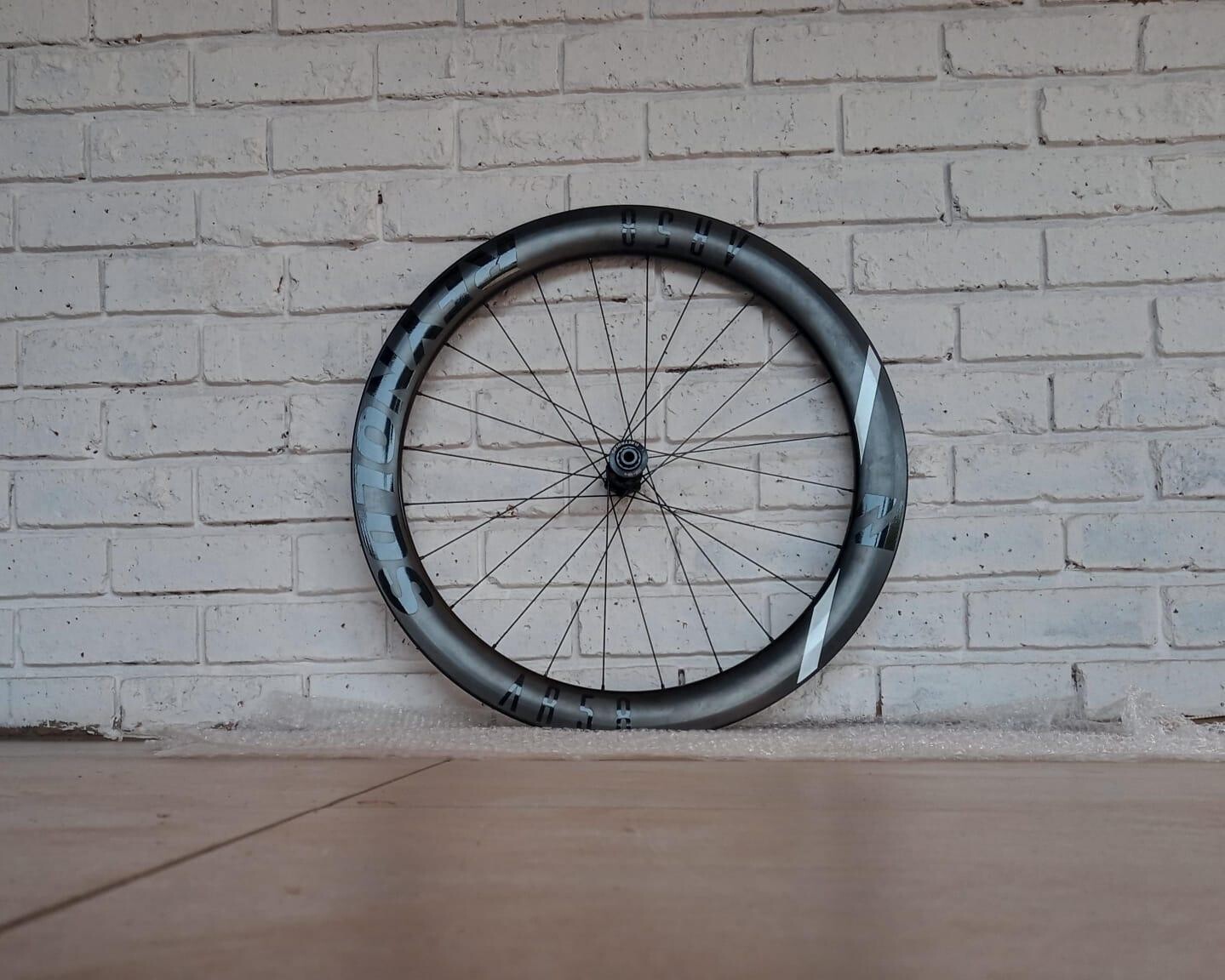 Reynolds Carbon Front Wheel (Disc) | Road Bike Rims | Bike Hub