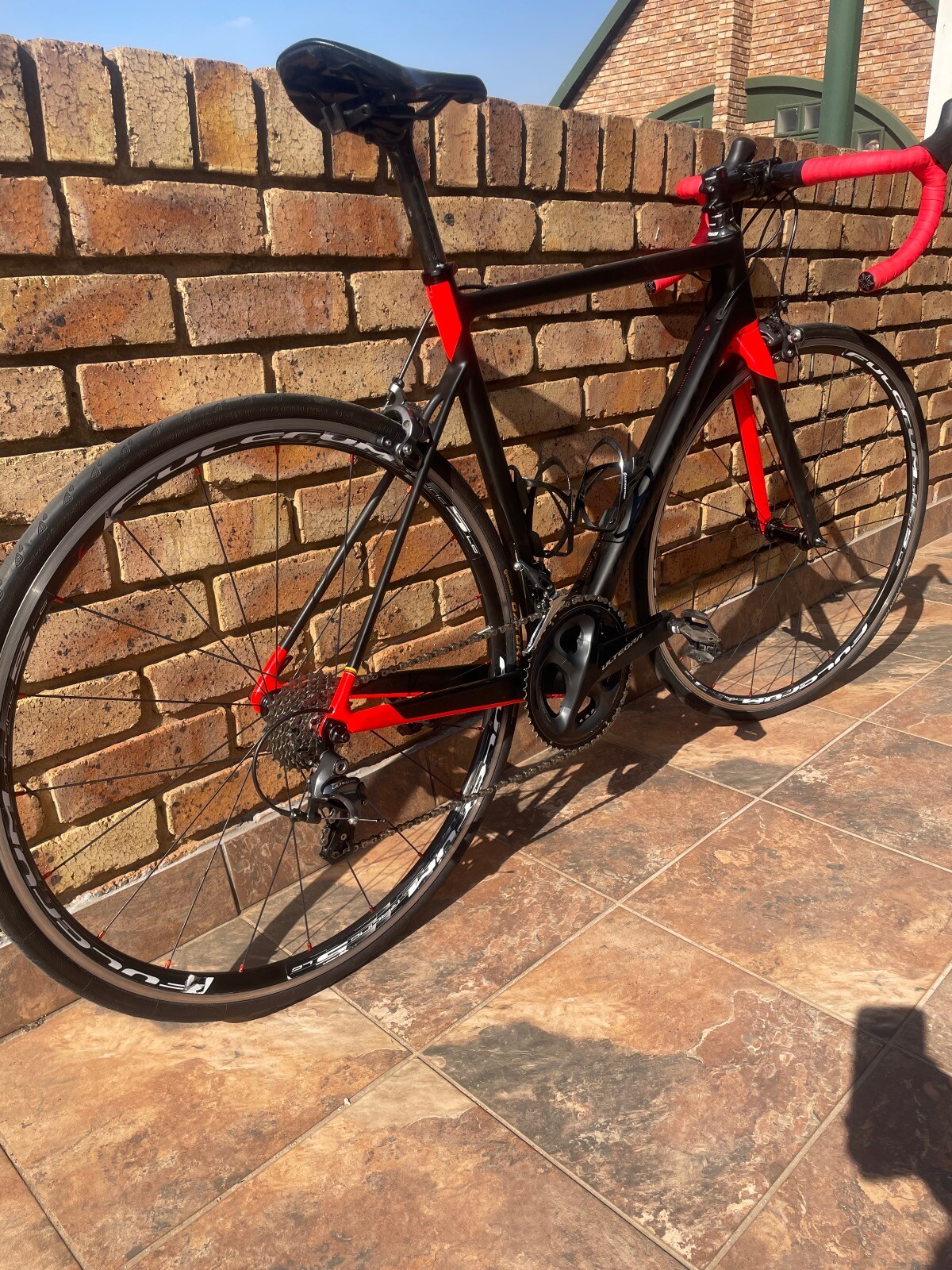 Silverback Sirelli 2.0 | Road Bikes | Bike Hub
