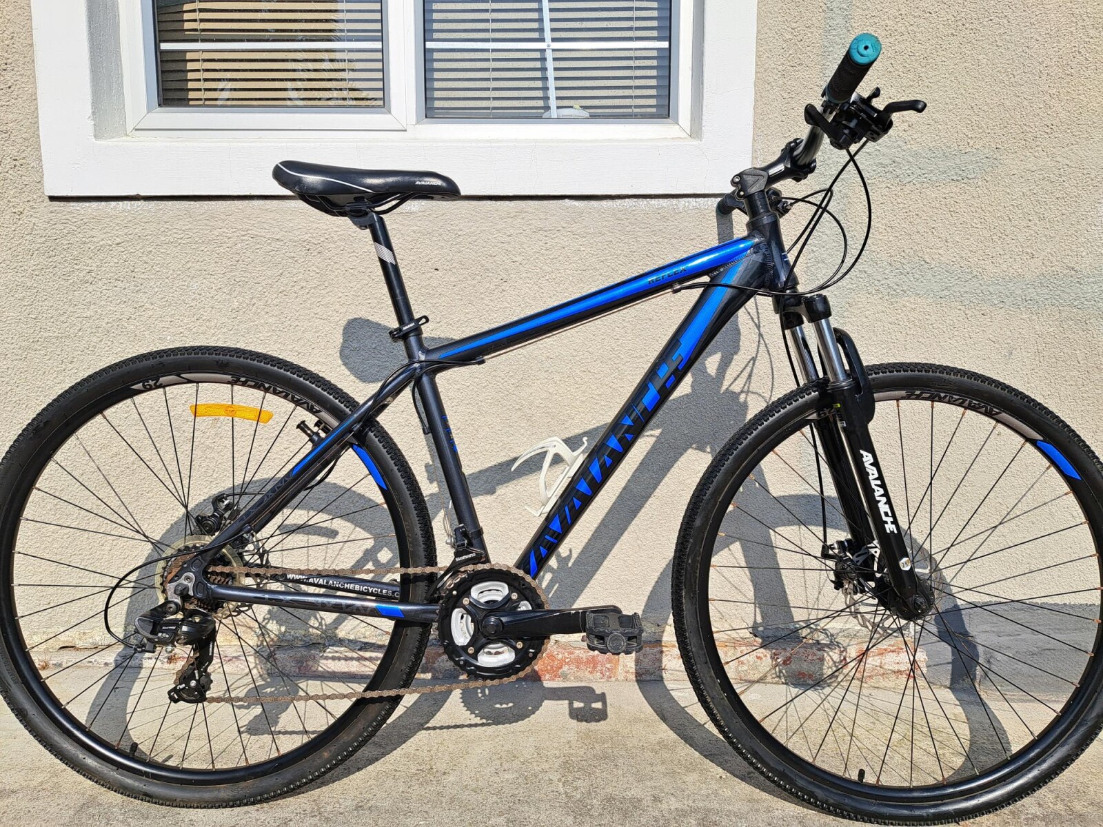 Avalanche 29er Medium | Hardtail Mountain Bikes | Bike Hub