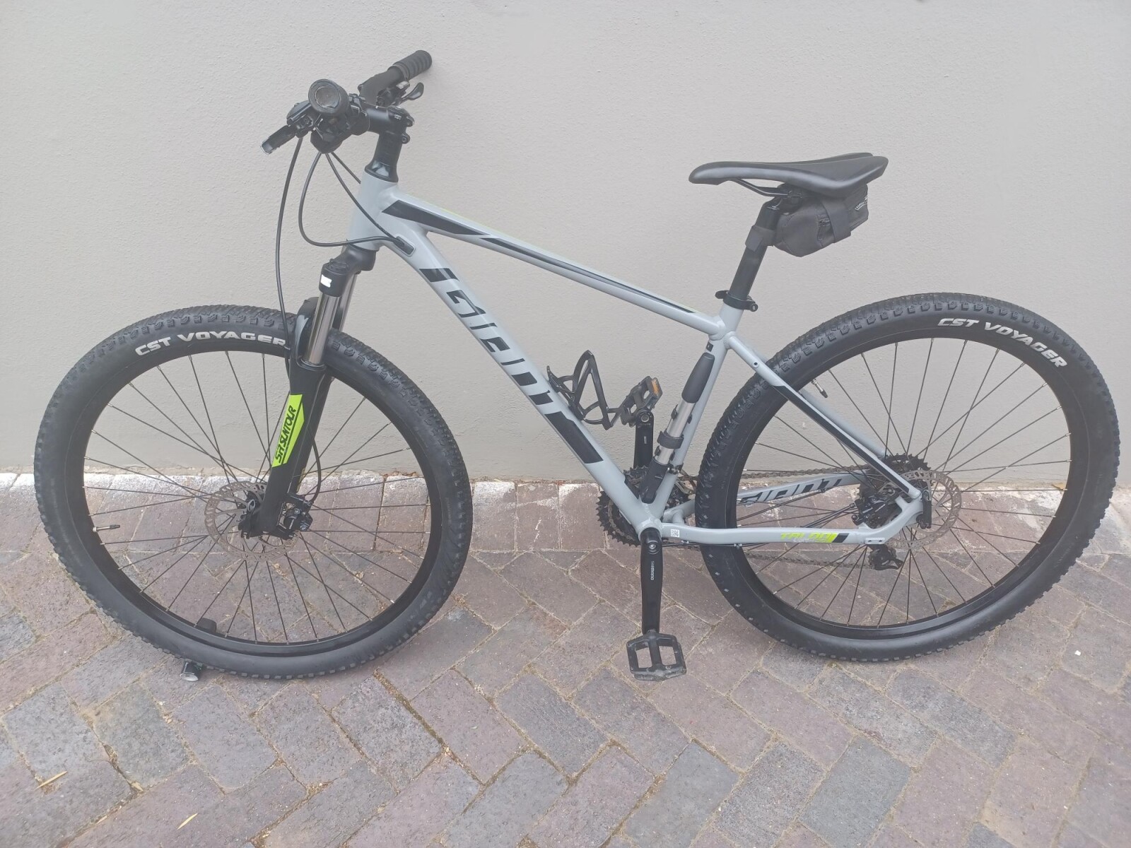 Giant Talon 4 MTB Medium | Hardtail Mountain Bikes | Bike Hub
