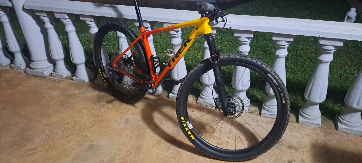 Trek Pro Caliber 9.6 | Hardtail Mountain Bikes | Bike Hub