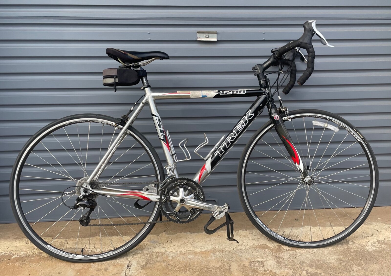 TREK 1200 | Road Bikes | Bike Hub