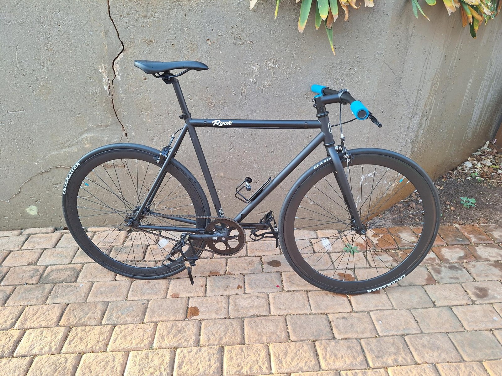 Rook One | Road Bikes | Bike Hub