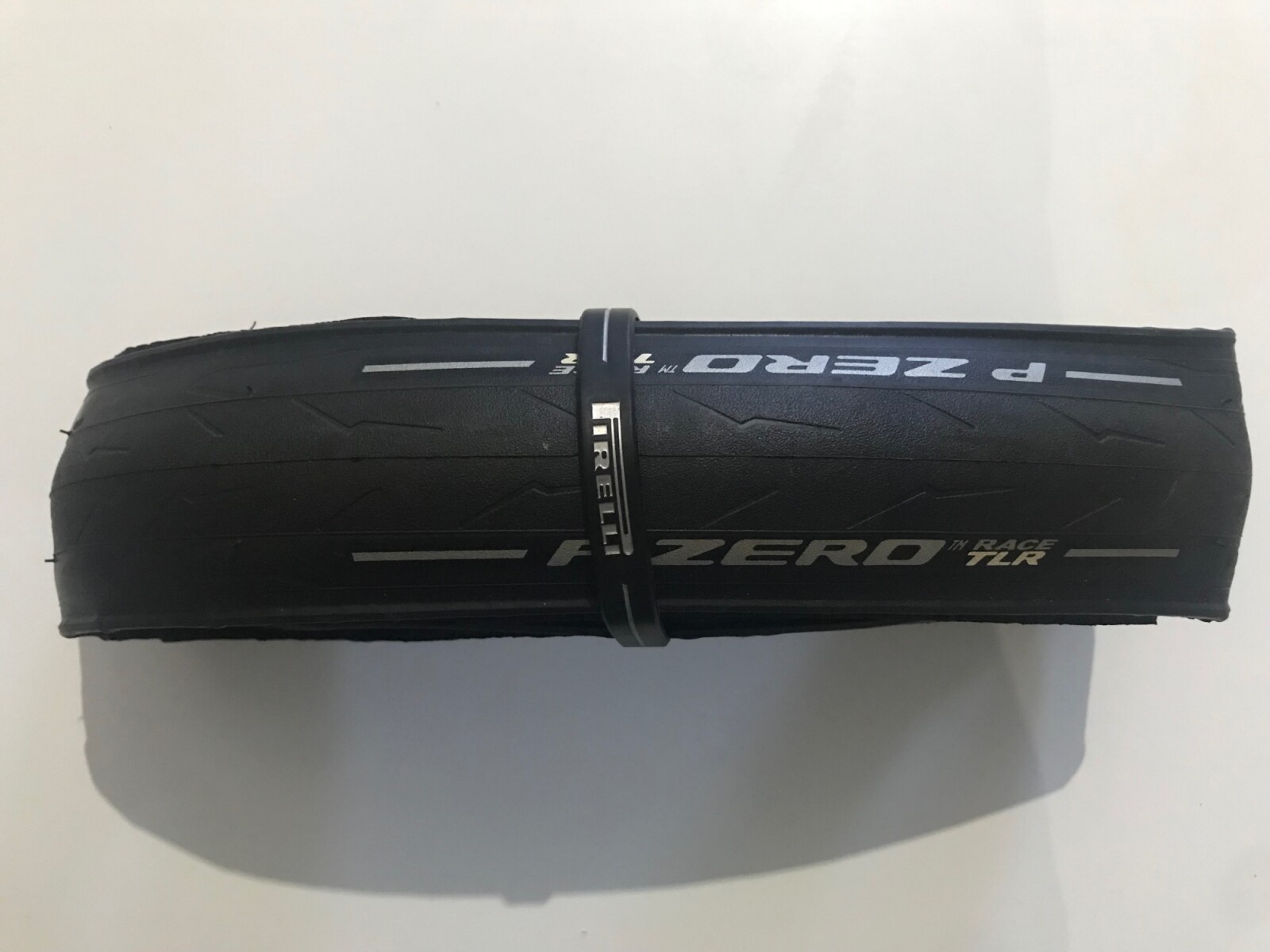 Pirelli P Zero Race TLR 28C | Road Bike Tyres | Bike Hub