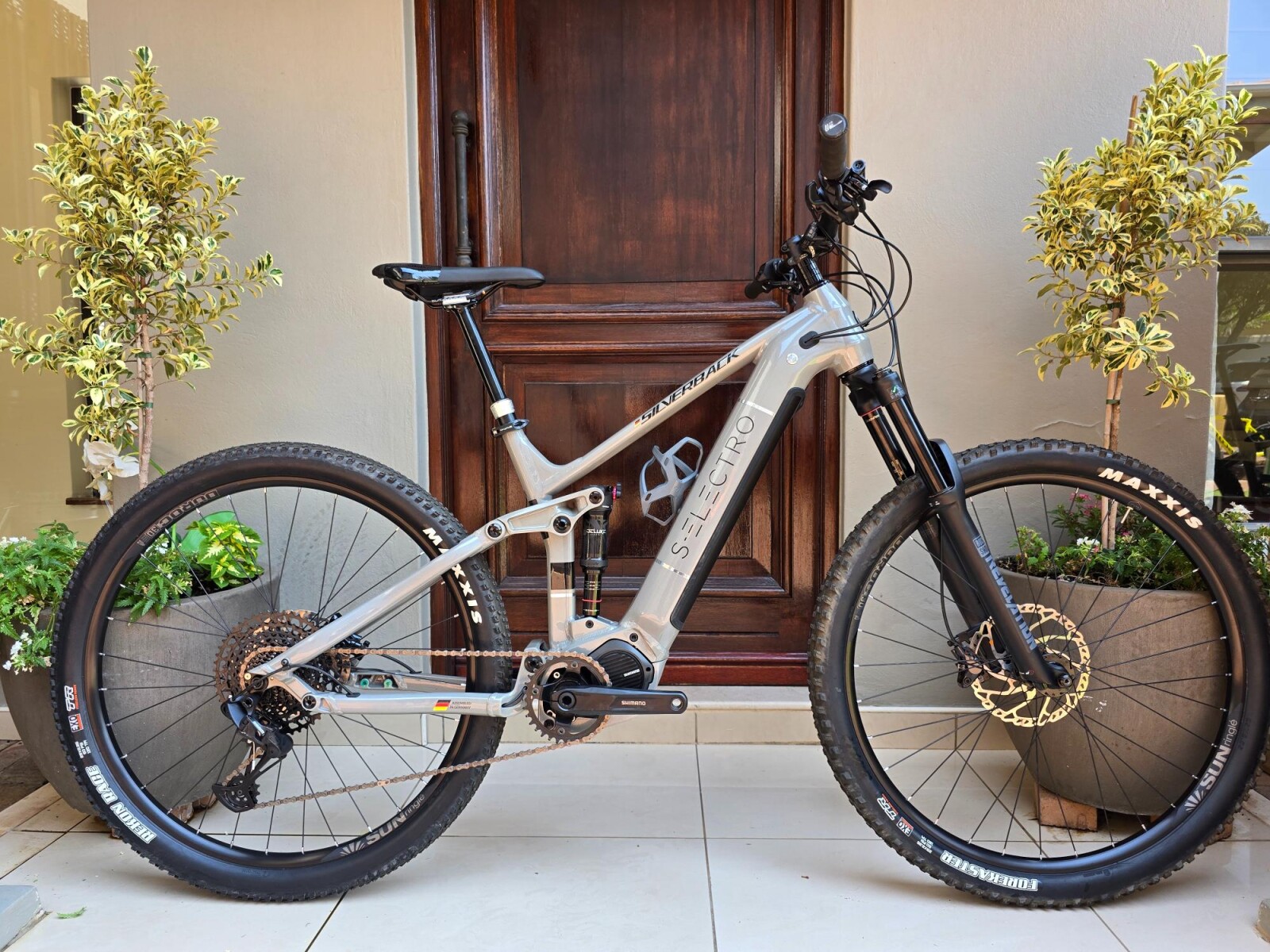 SILVERBACK S-ELECTRO (M) **SOLD** | Dual Suspension Mountain E-Bikes ...