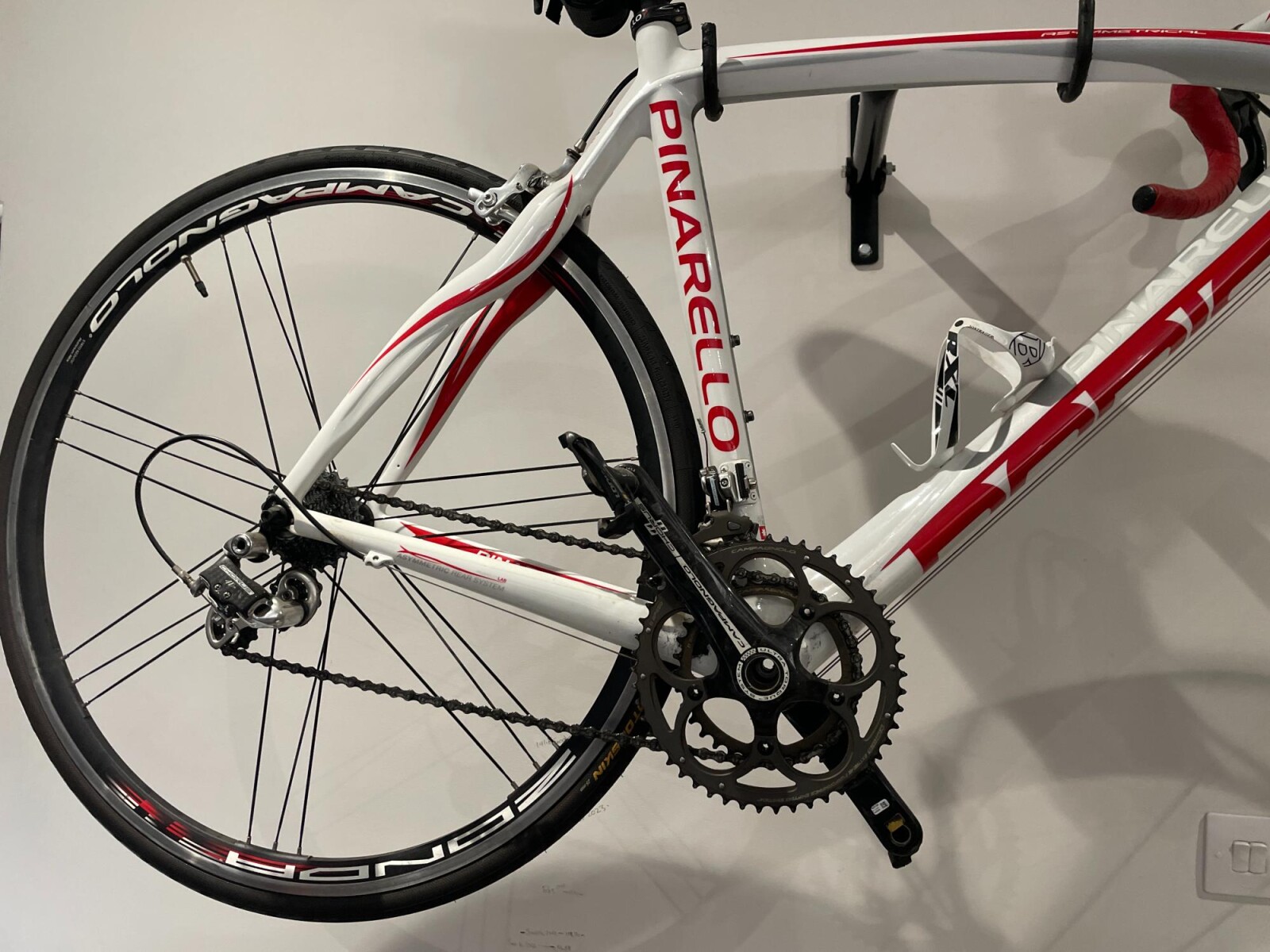 Pinarello roadbike | Road Bikes | Bike Hub