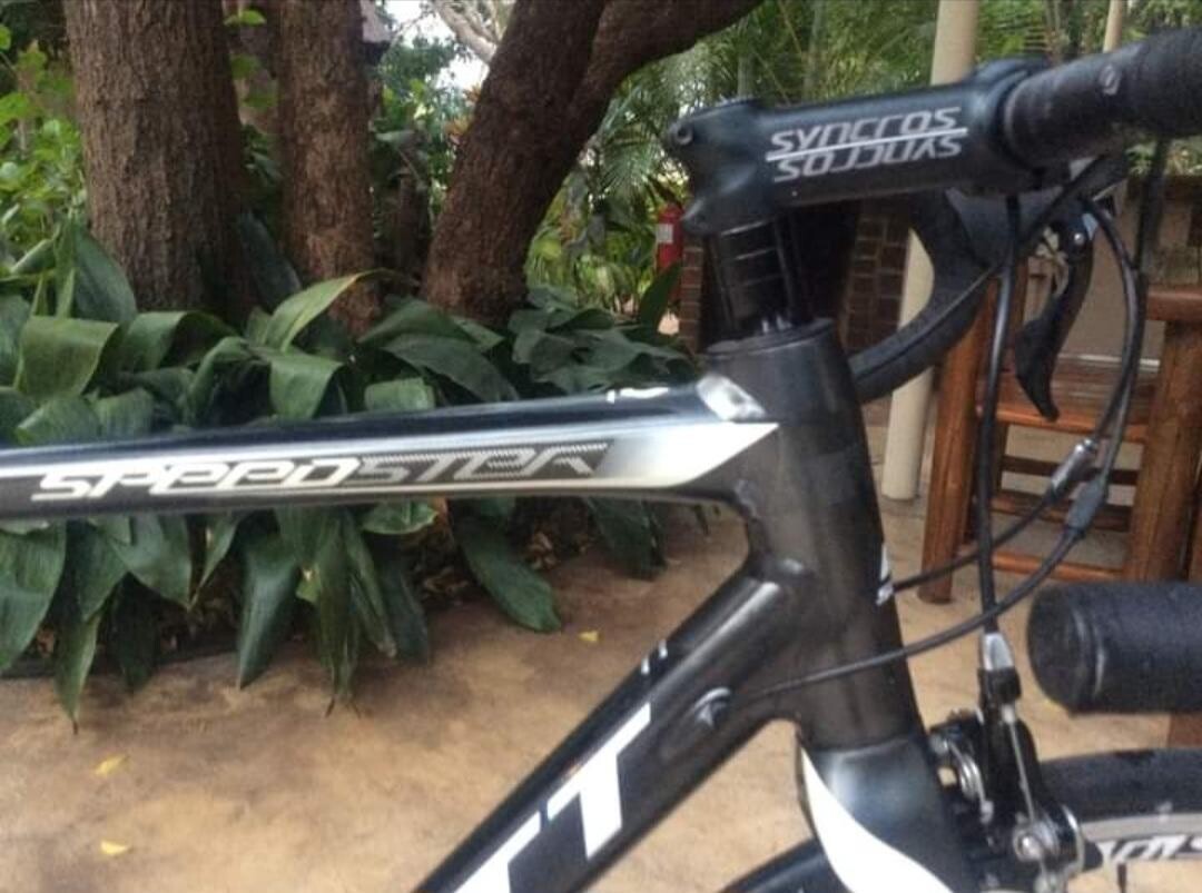 Scott Speedster | Road Bikes | Bike Hub