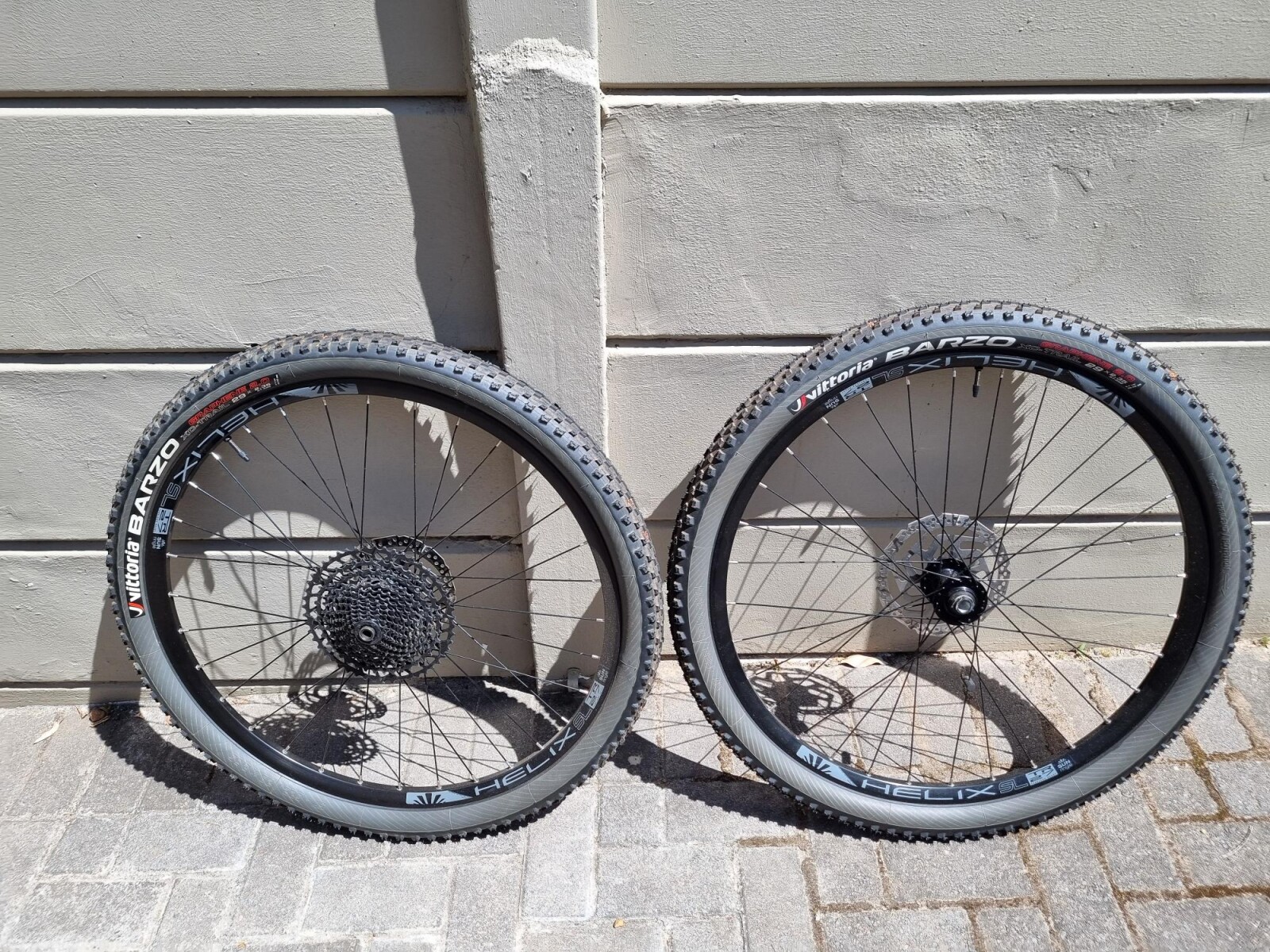 Almost brand new complete wheelset | Mountain Bike Wheels | Bike Hub
