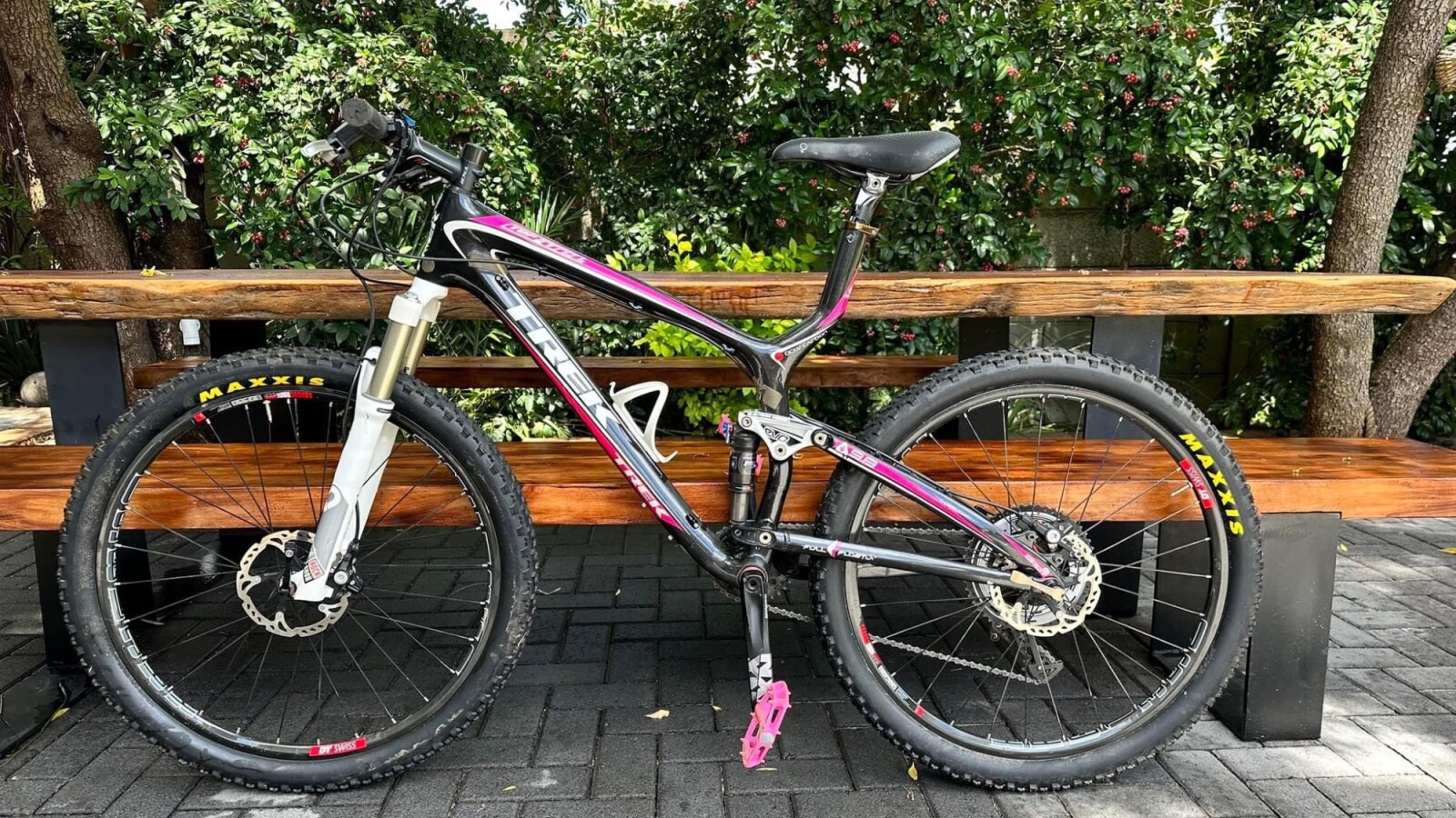 Trek Top Fuel 26 Carbon Full Suspension s/m | Dual Suspension Mountain Bikes | Bike Hub