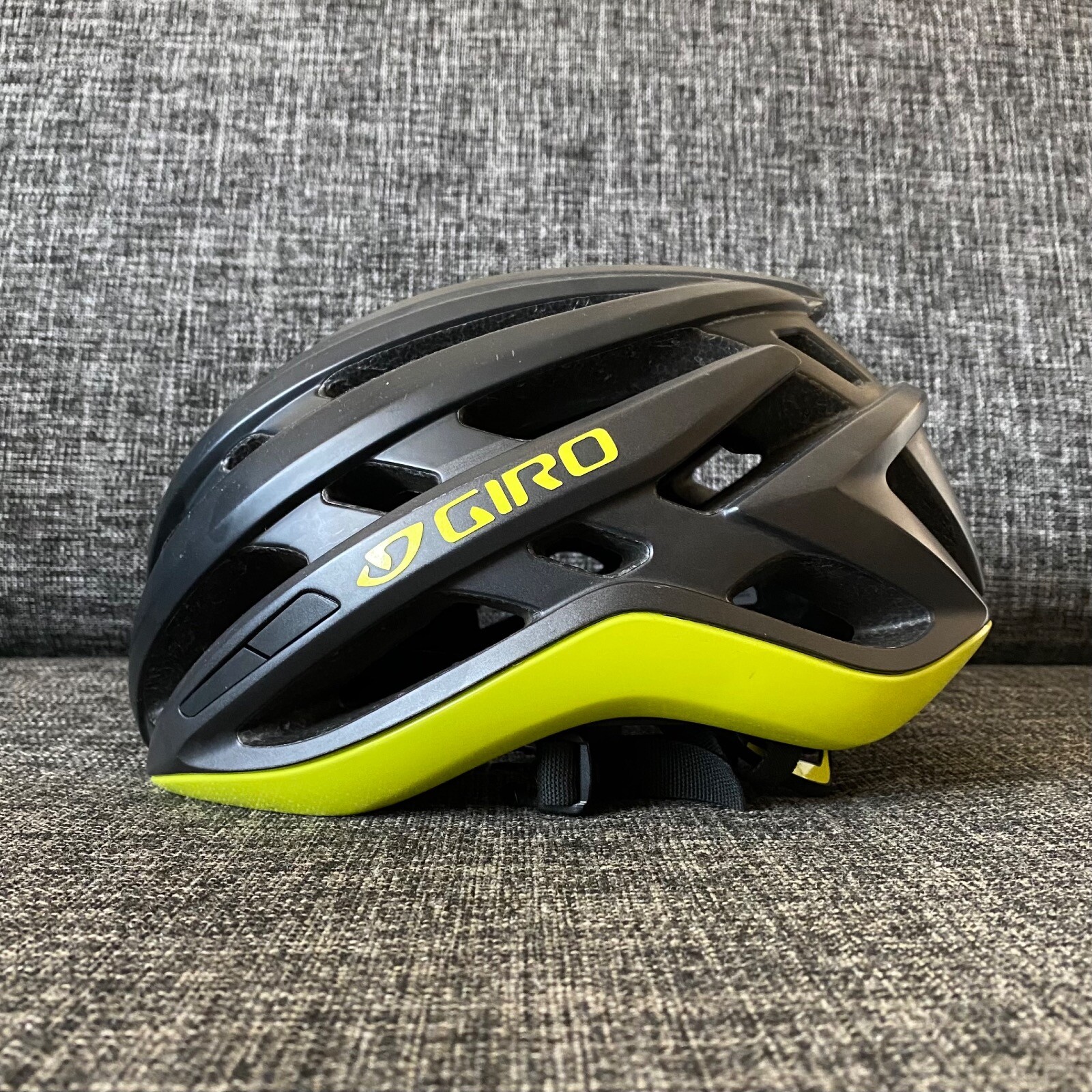 Giro Agilis (M) | Helmets | Bike Hub