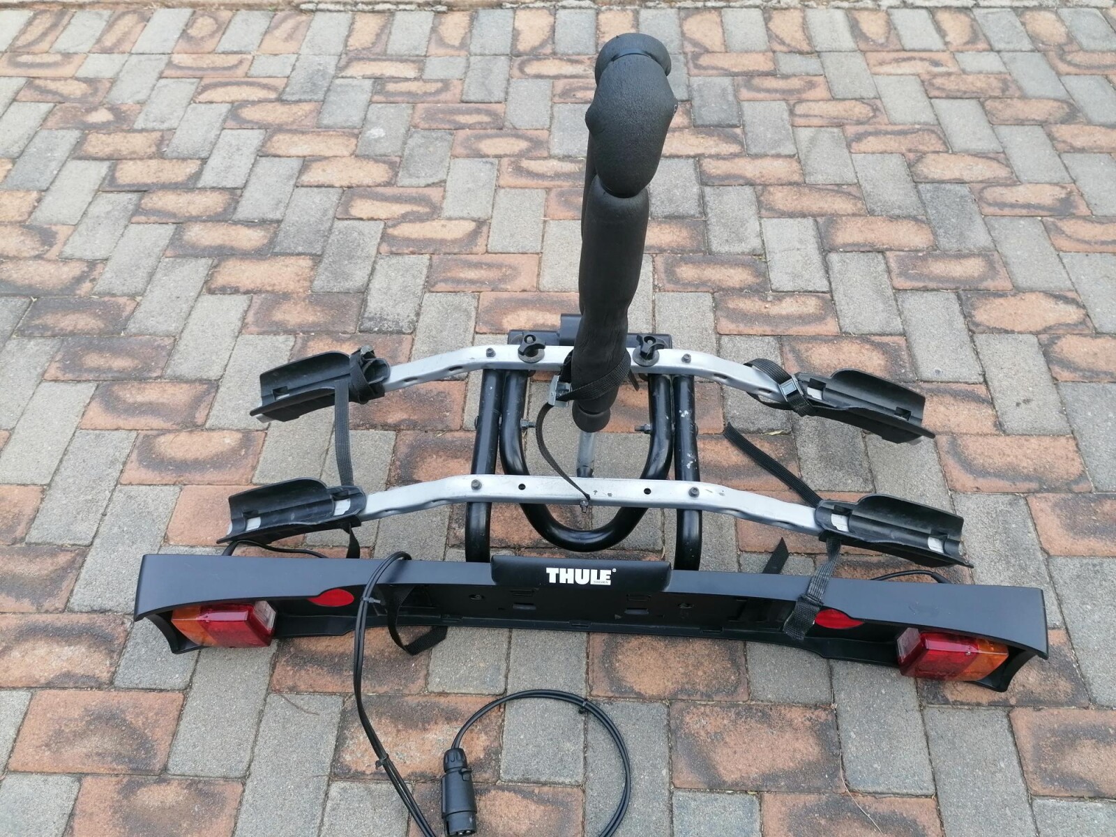 Thule 2-Bike Towbar Mounted Bike Rack | Bike Racks | Bike Hub