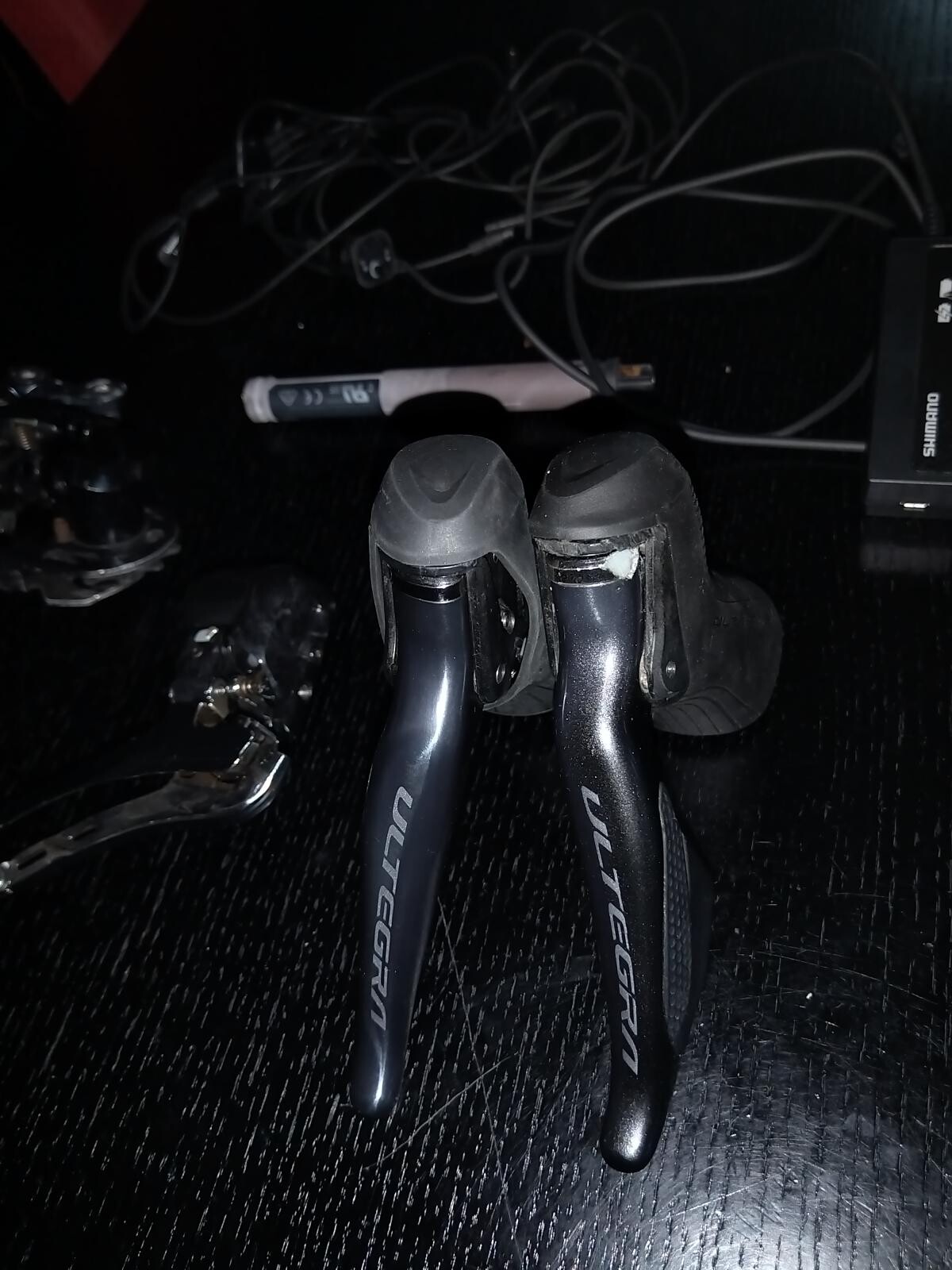 Shimano Ultegra Di2 Disc | Complete Groupsets | Bike Hub