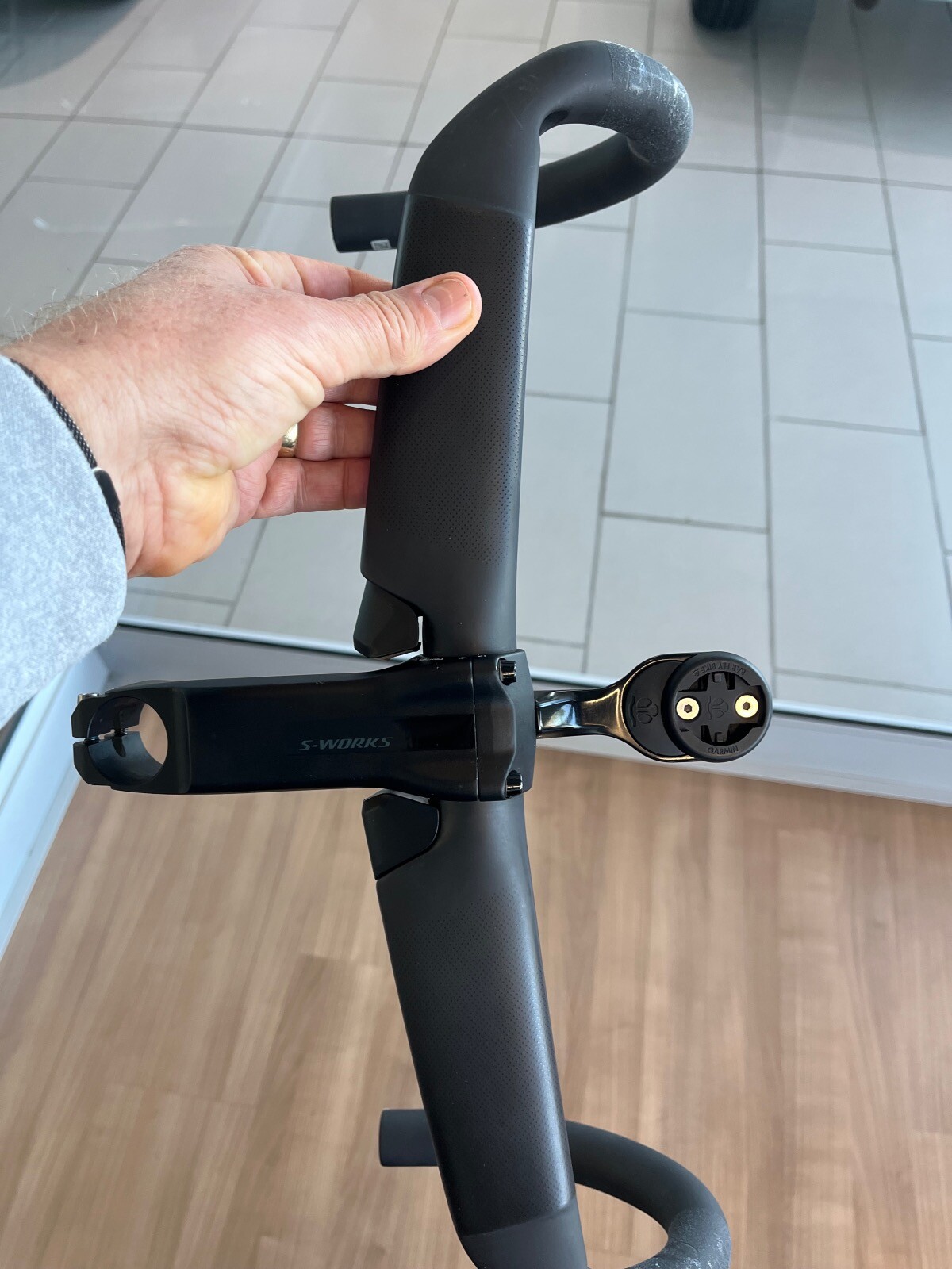 Roval Rapide bar and stem | Handlebars | Bike Hub