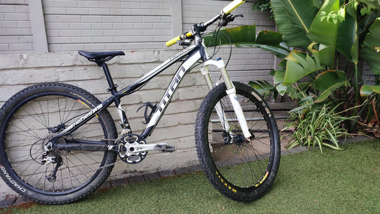 Upgraded Titan Hades 24 9R | Hardtail Mountain Bikes | Bike Hub