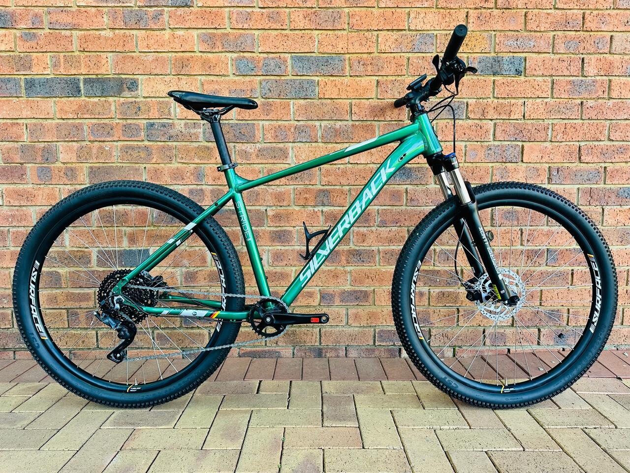 SILVERBACK STRIDE XL | Hardtail Mountain Bikes | Bike Hub