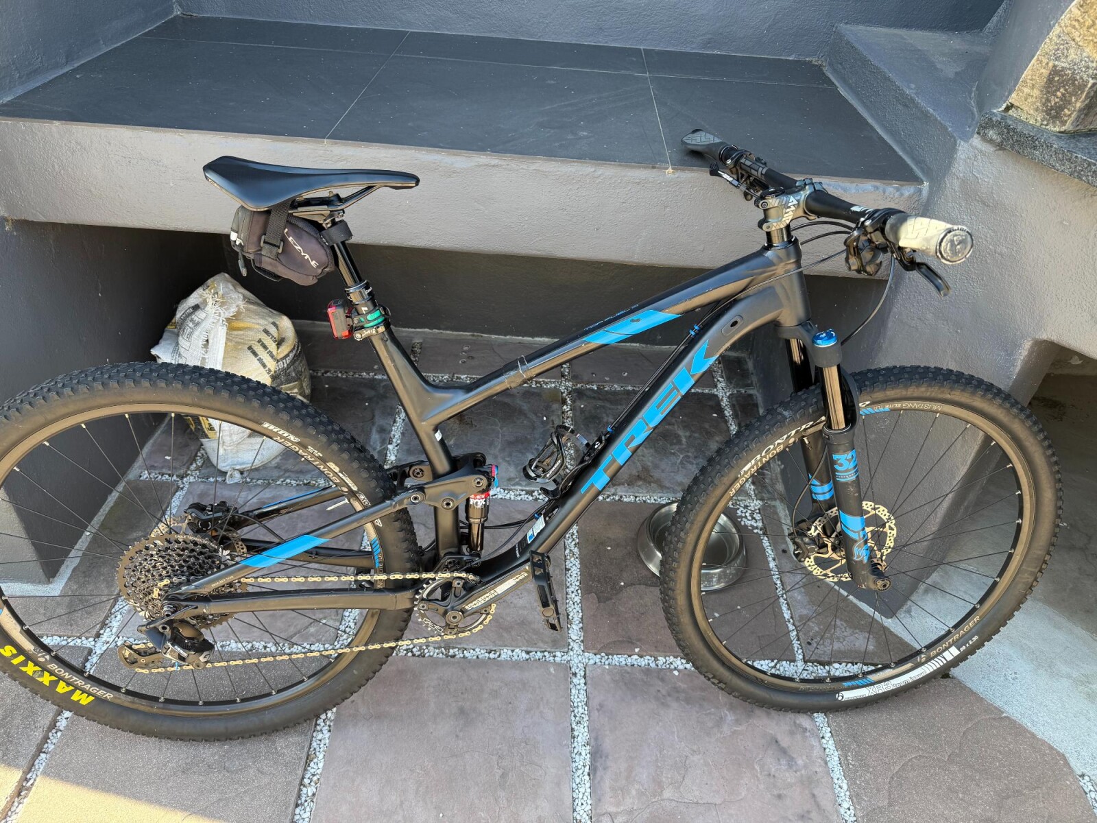 Trek Top Fuel 8 - XL Aluminium | Dual Suspension Mountain Bikes | Bike Hub